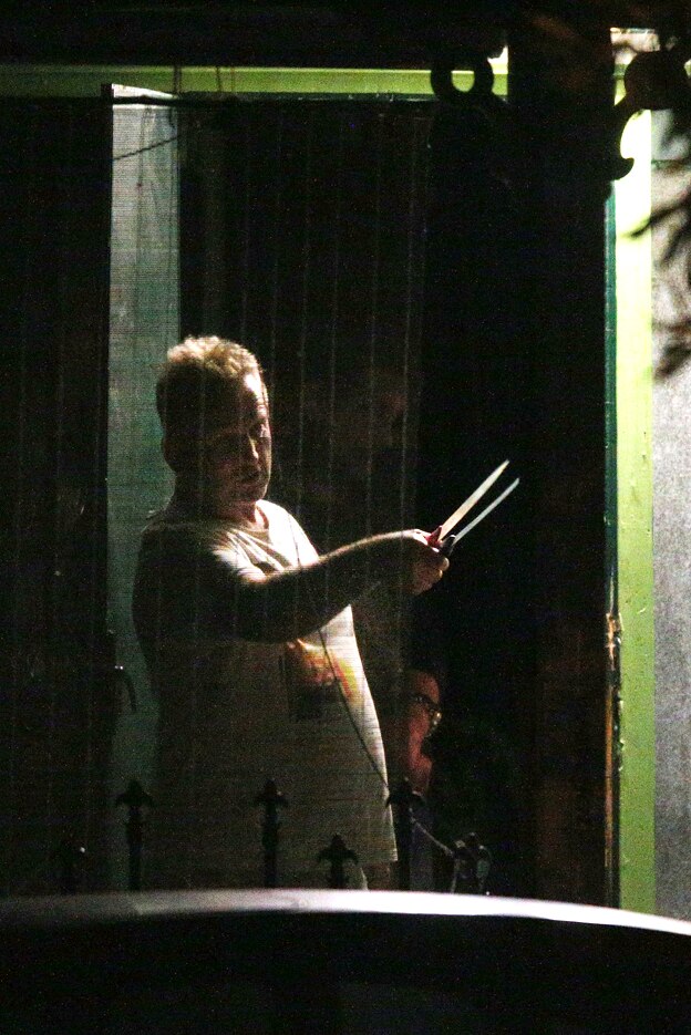 Frankston siege ends after police fire gunshots, two hospitalised - ABC ...