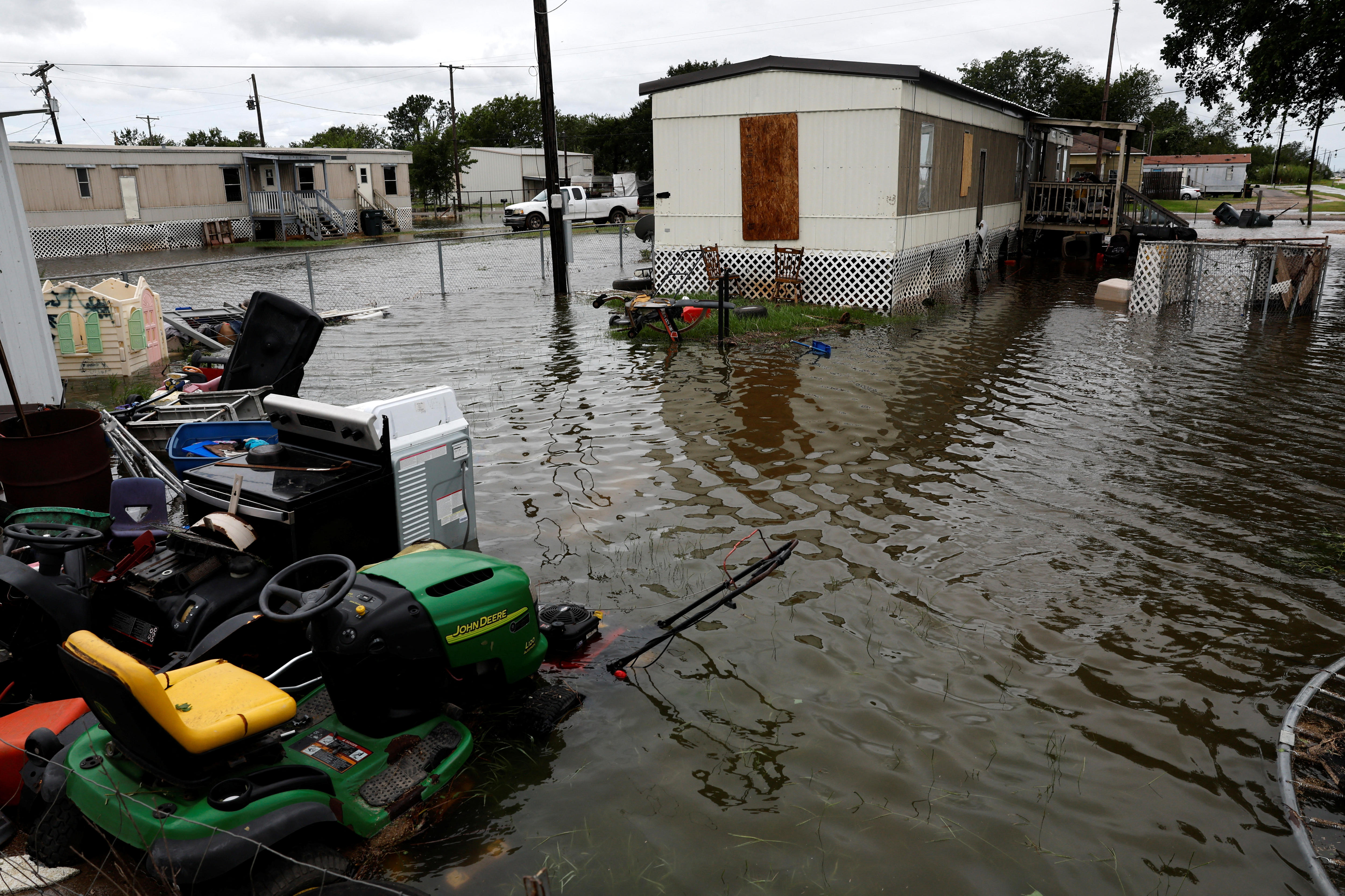 Tropical storm Beryl leaves 2 million Texas homes without power after ...