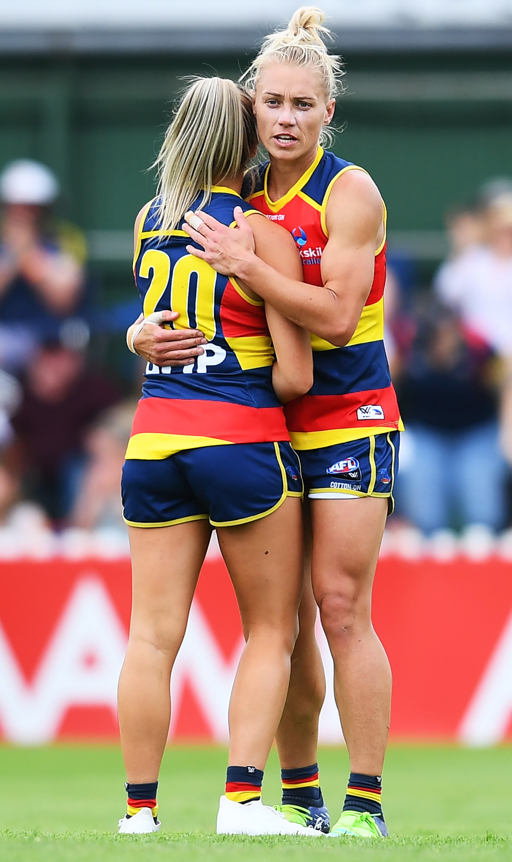 Adelaide Crows, Fremantle and Gold Coast Suns score AFLW victories in ...