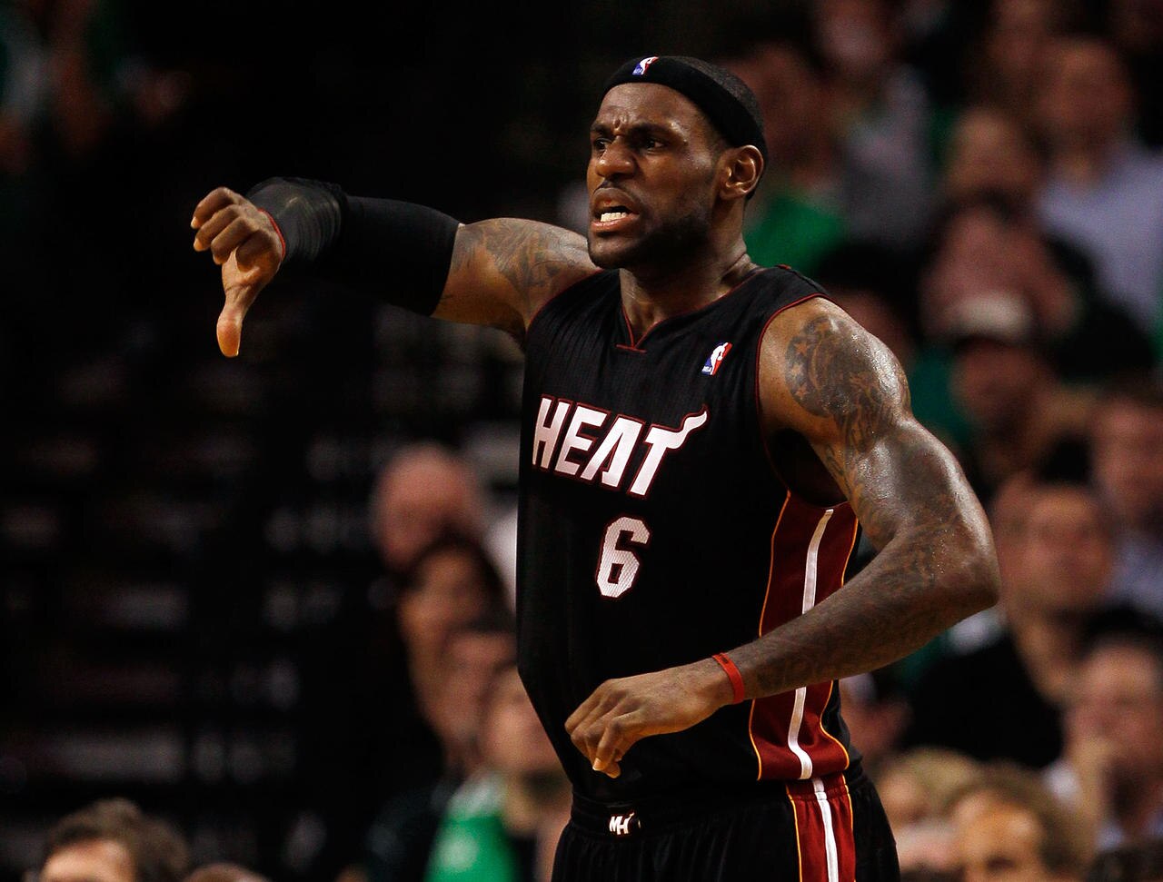LeBron acquires Liverpool stake - ABC News