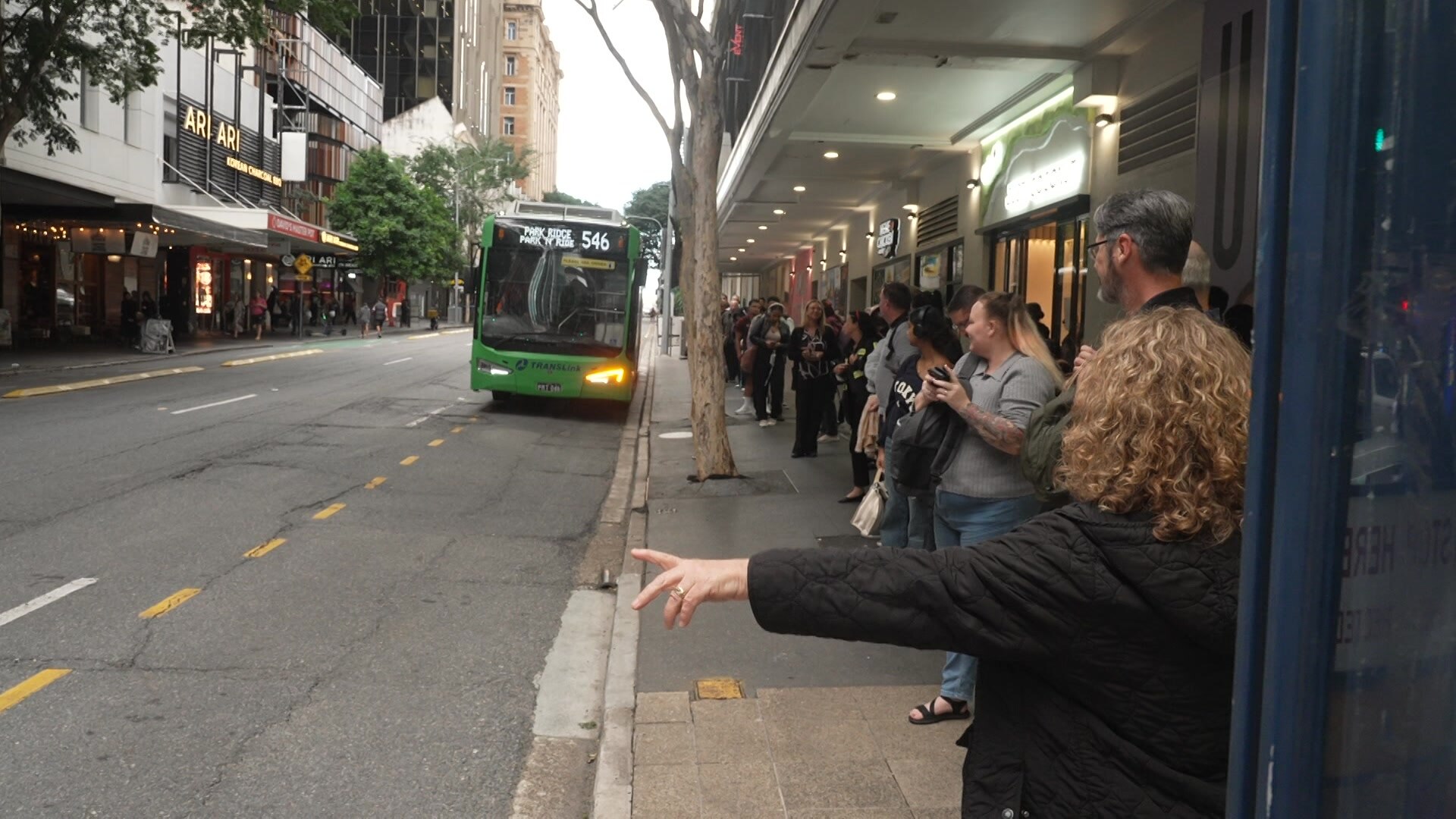 Brisbane's overcrowded buses - ABC News