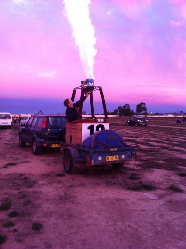 Hot air balloons over Mildura: Competitors from across country join ...