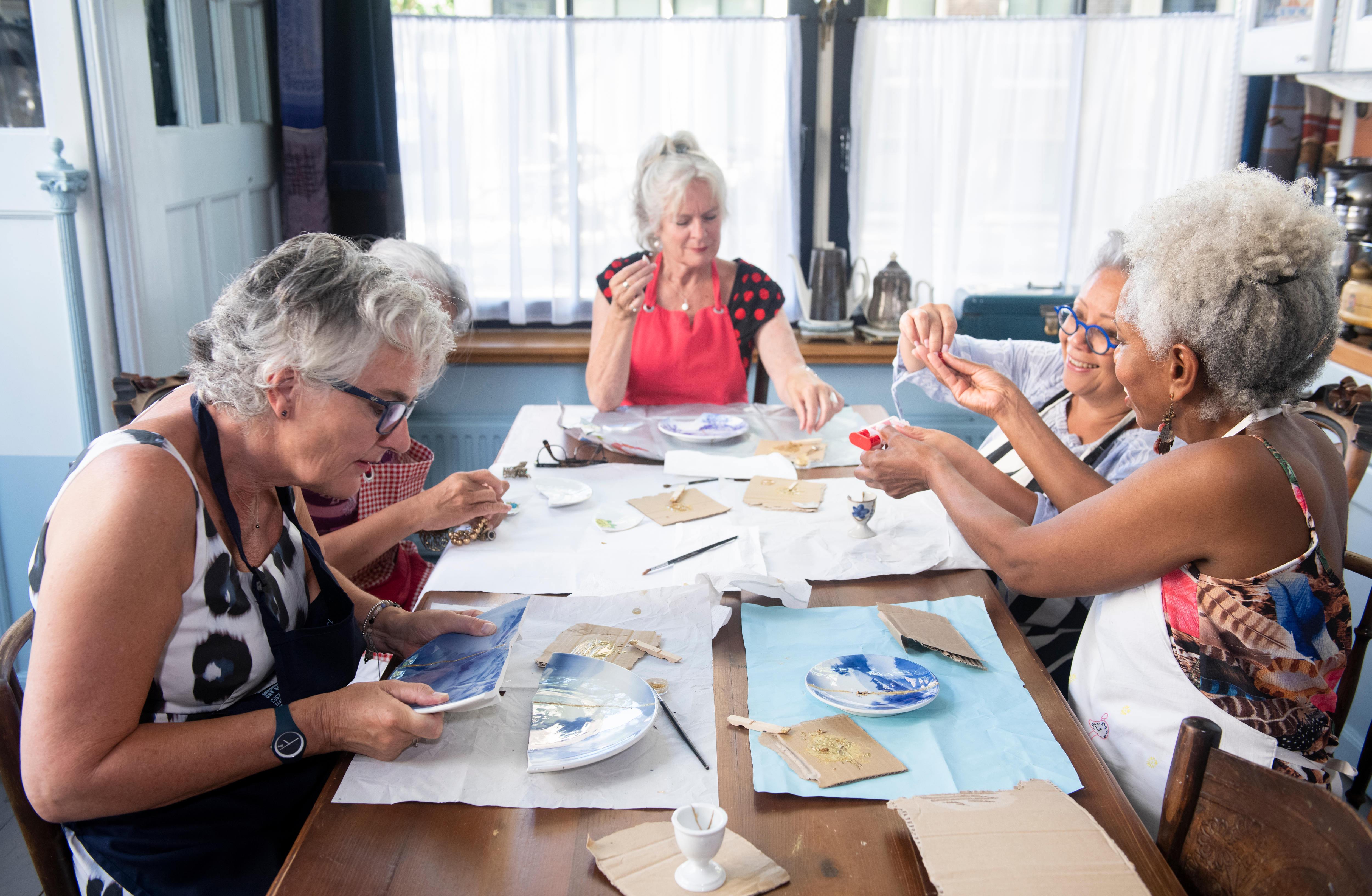 'Take a ceramics class and call me in the morning': how social ...
