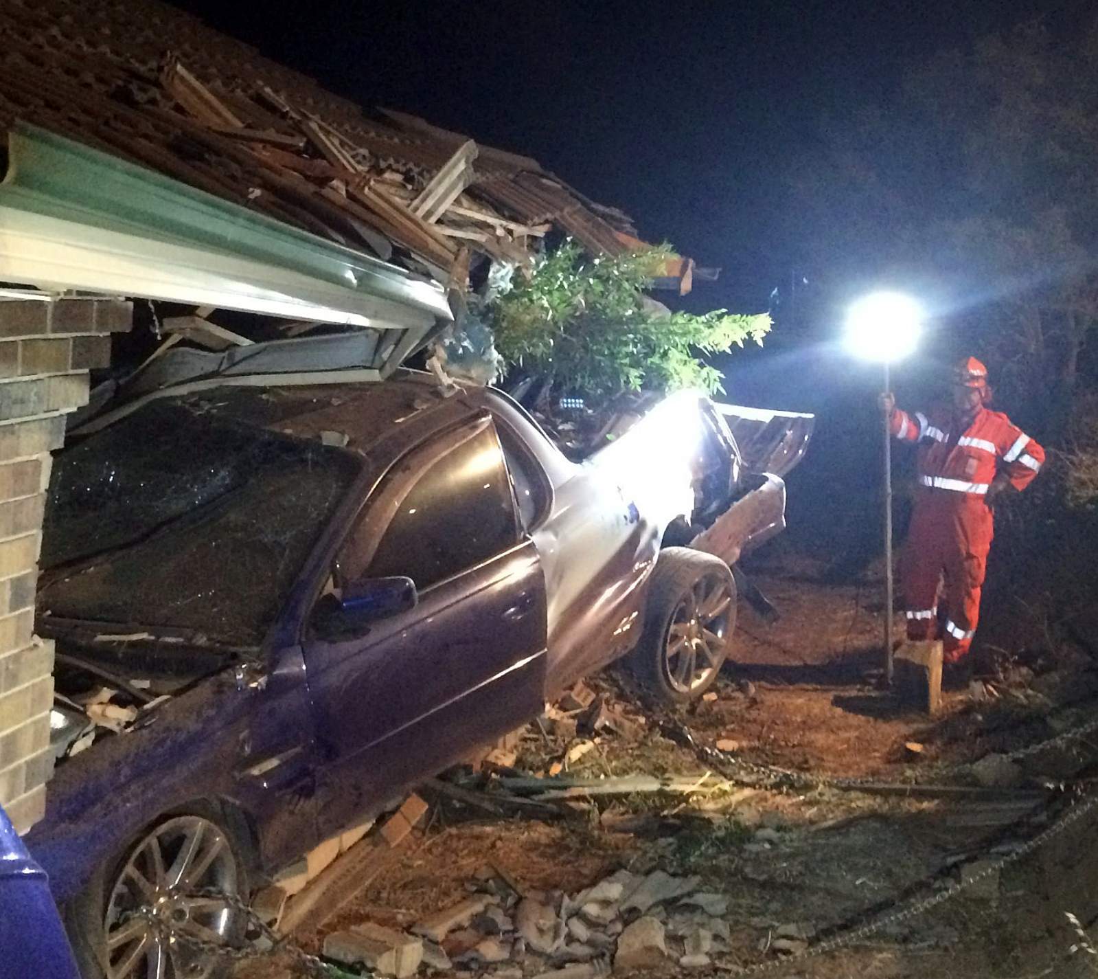 Ute smashes into Angaston home causing more than $100,000 in damage ...
