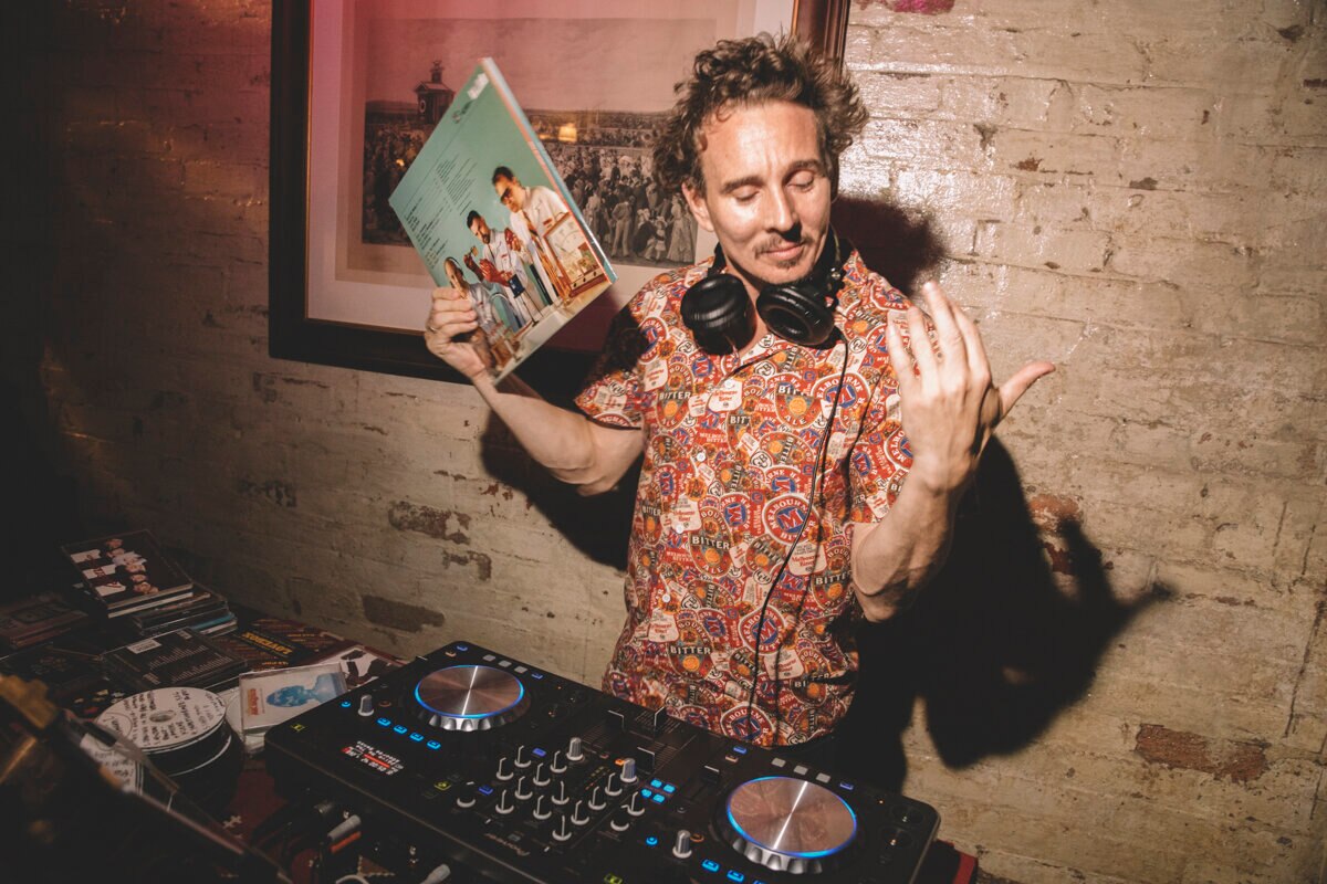 Joey Lightbulb drops a hot winter mix - ABC listen