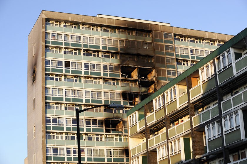 Deadly London apartment fire 'suspicious' - ABC News