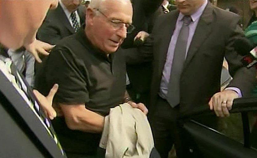 Disgraced former detective Roger Rogerson arrested at Sydney home ...