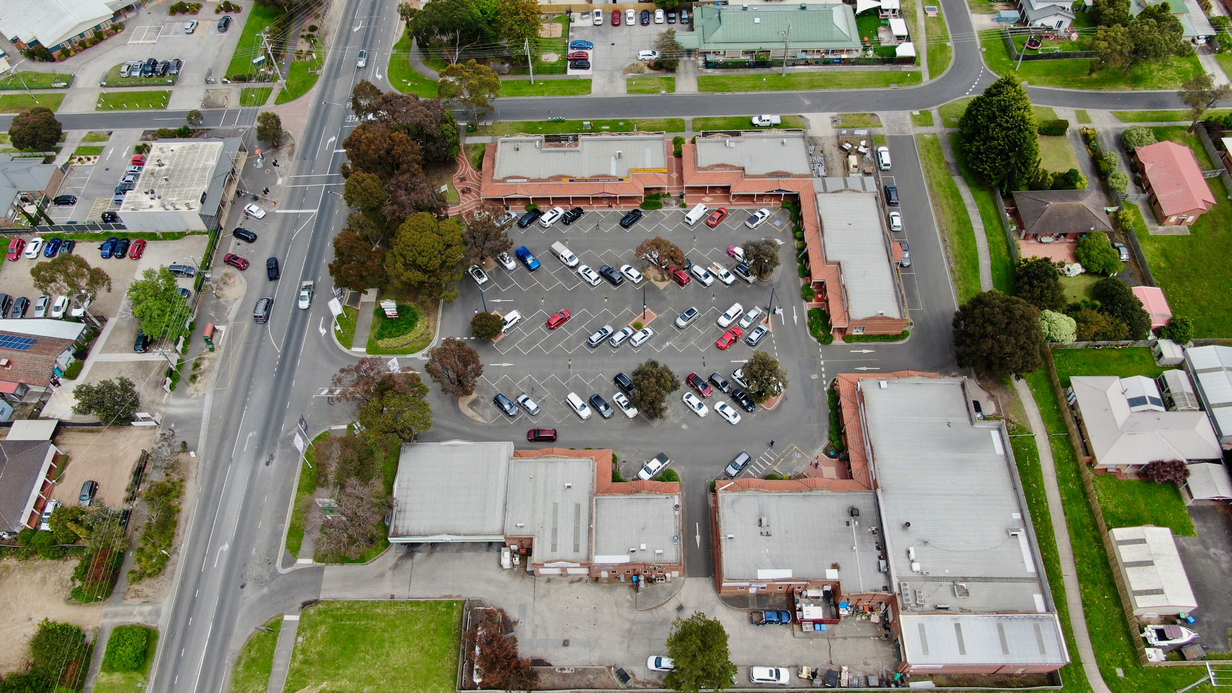 When two of Australia's richest men came to Pearcedale, locals didn't ...