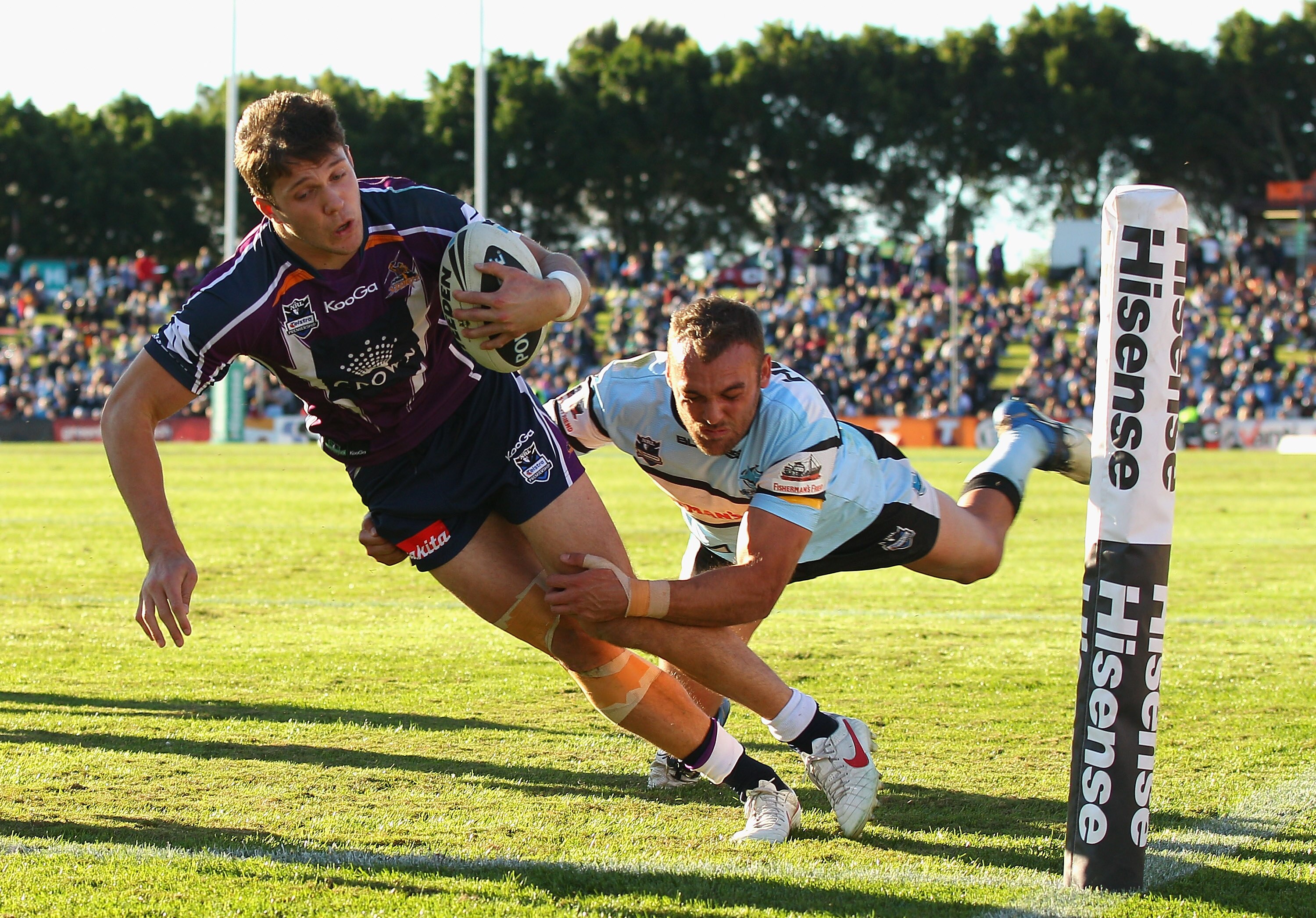 Cronulla hand Melbourne its first defeat - ABC News