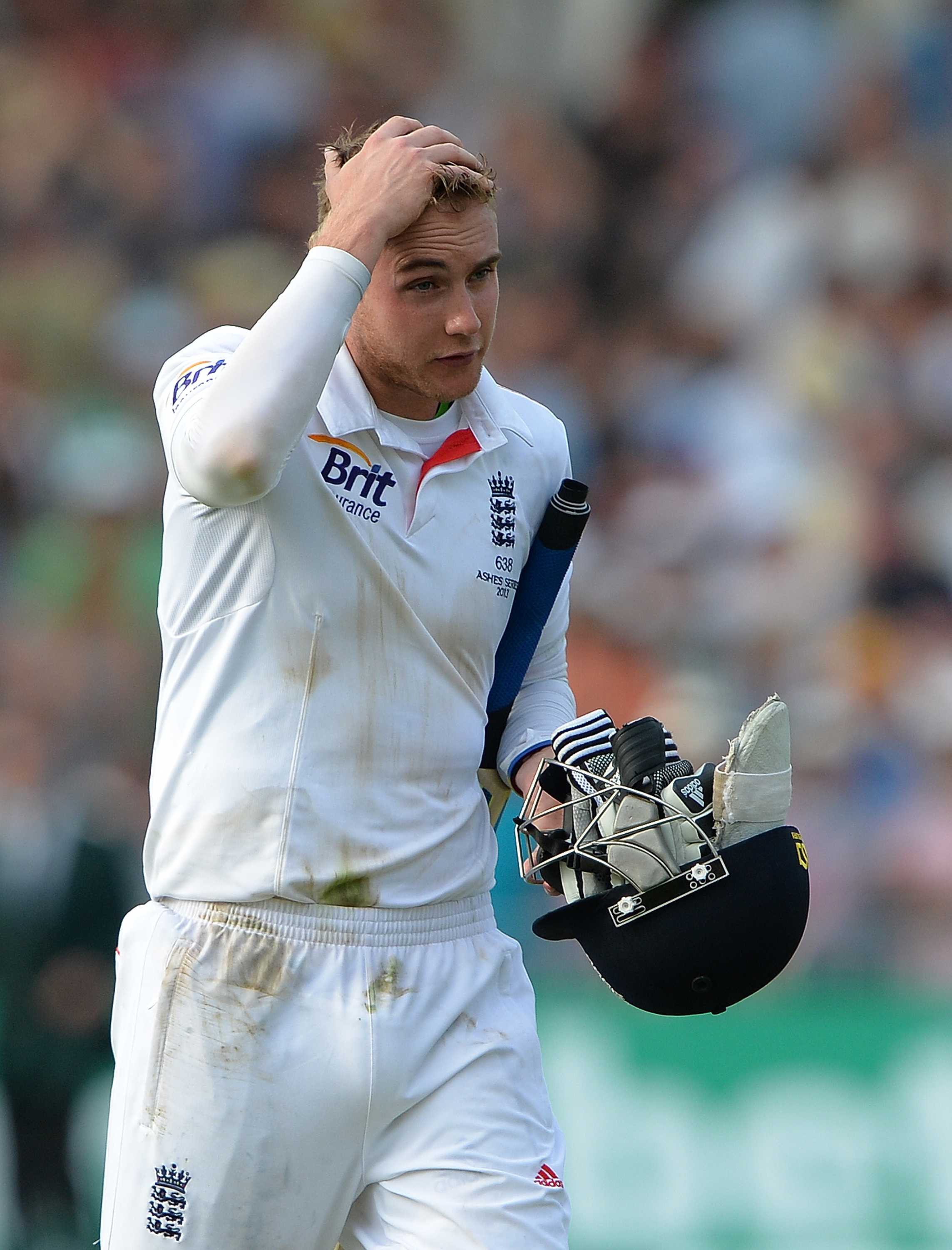 Ashes 2013: Stuart Broad backed by Geoffrey Boycott after umpiring ...