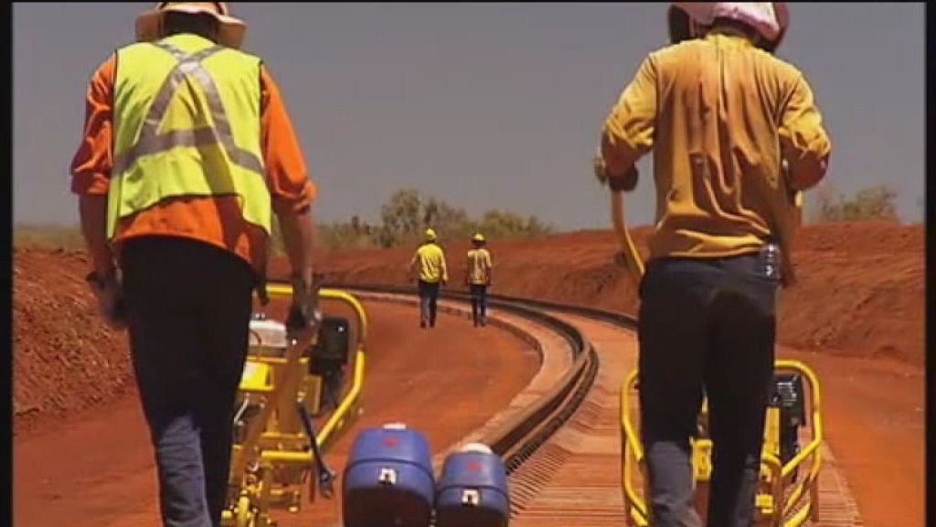 Government cracks down on visa rort - ABC News