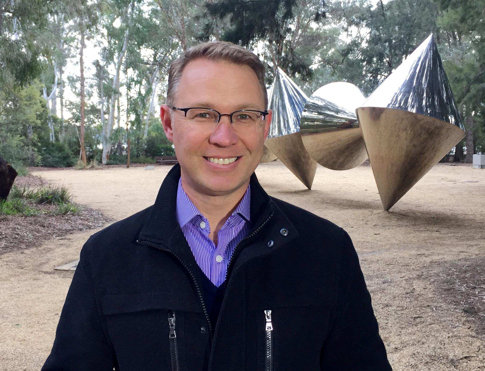 ABC Canberra News presenter Craig Allen with Greg Bayliss on his ...
