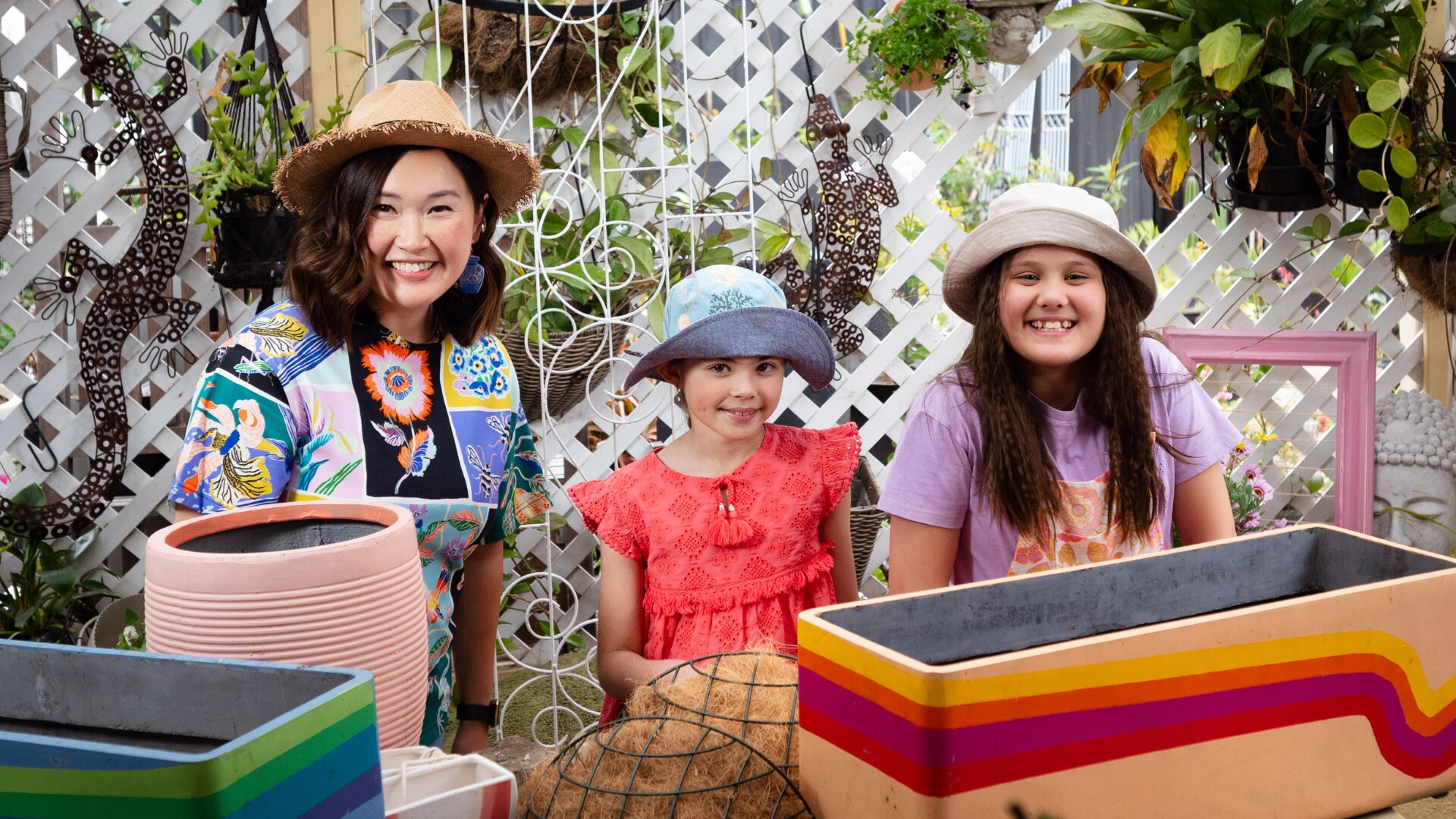 Make a Vertical Garden - ABC Kids