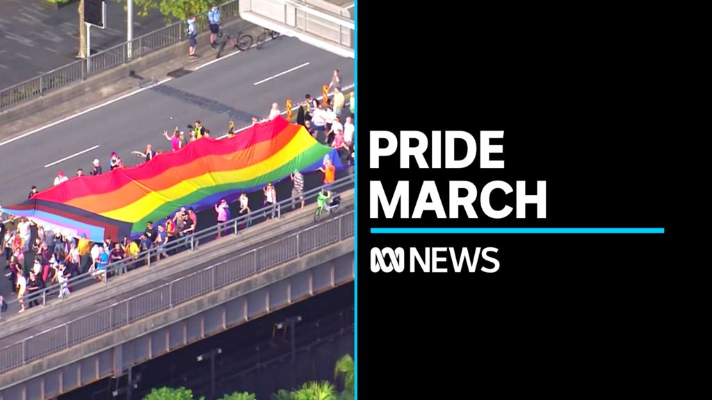 50 000 people march across Sydney Harbour Bridge for final day of ...