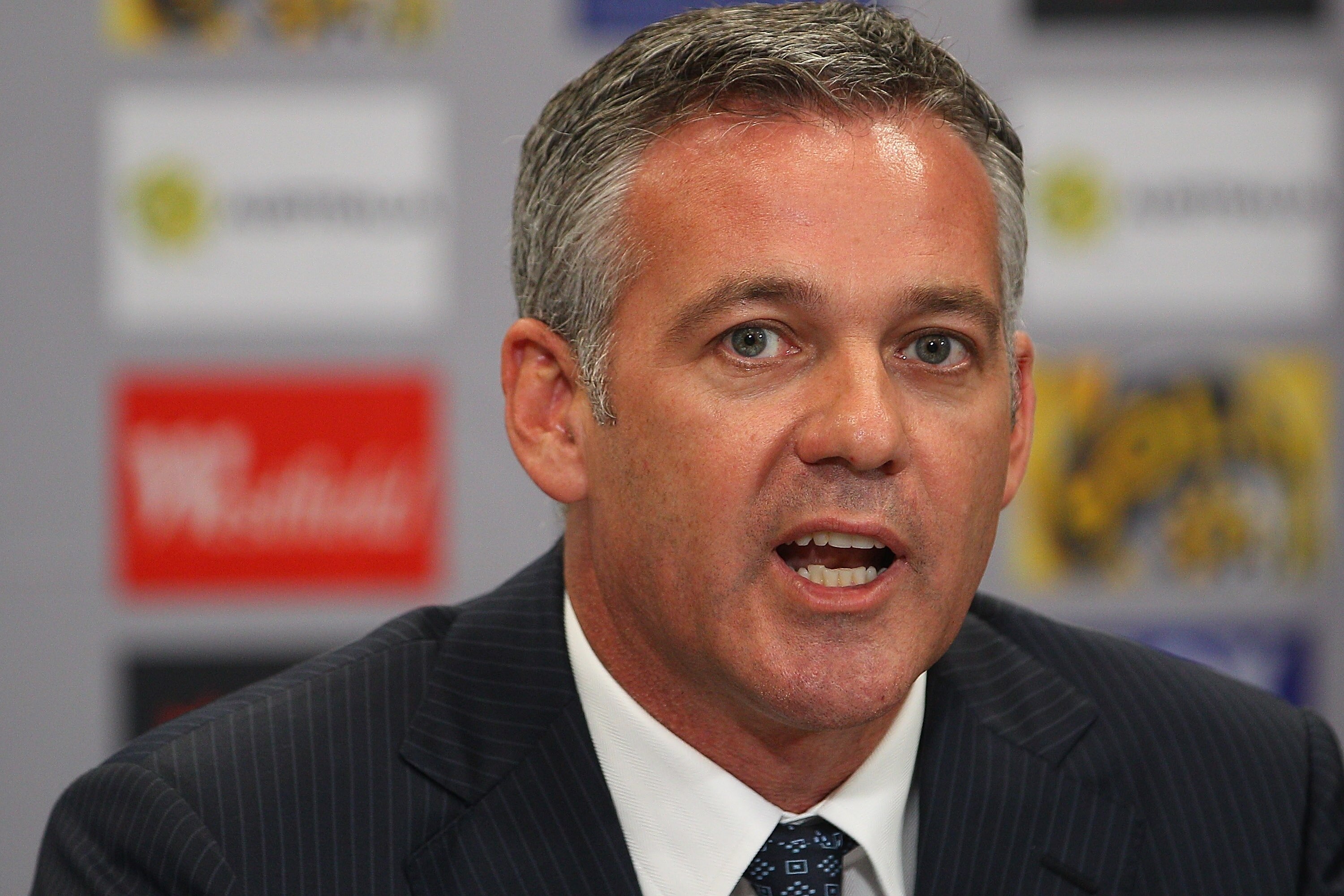 FFA says Tinkler must keep Jets licence - ABC News