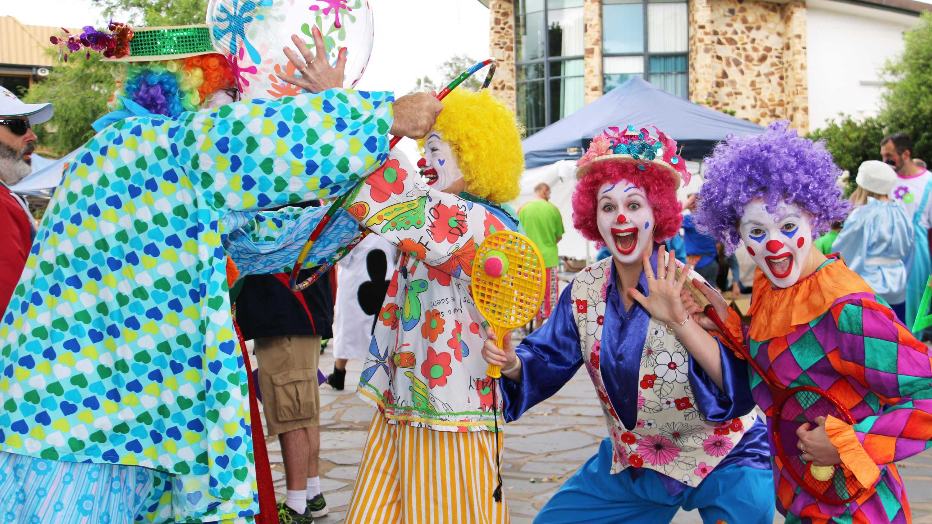 Adelaide Christmas pageant the work of thousands of volunteers - ABC News