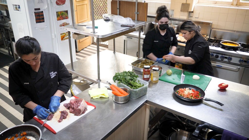 Ezidi refugees star in a new social enterprise restaurant that's ...