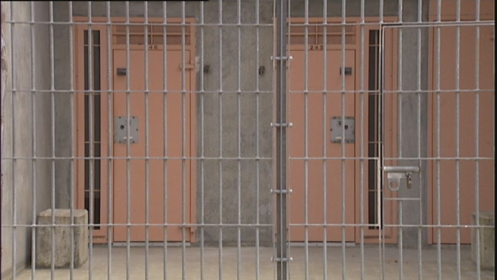 Young offenders graduate from prison rehab program - ABC News