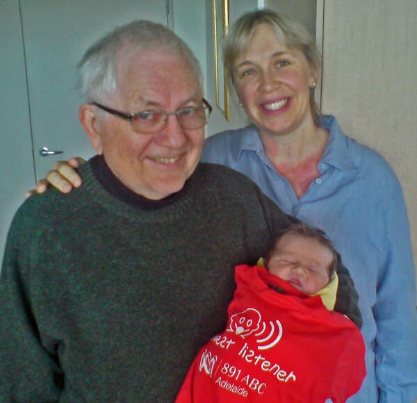 ABC Adelaide pays tribute to long-time presenter Philip Satchell - ABC ...