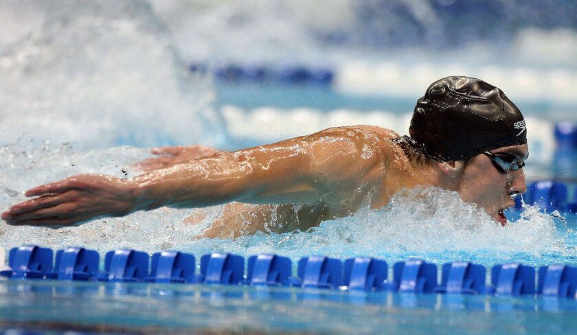 Phelps breaks 200m IM world record - ABC News