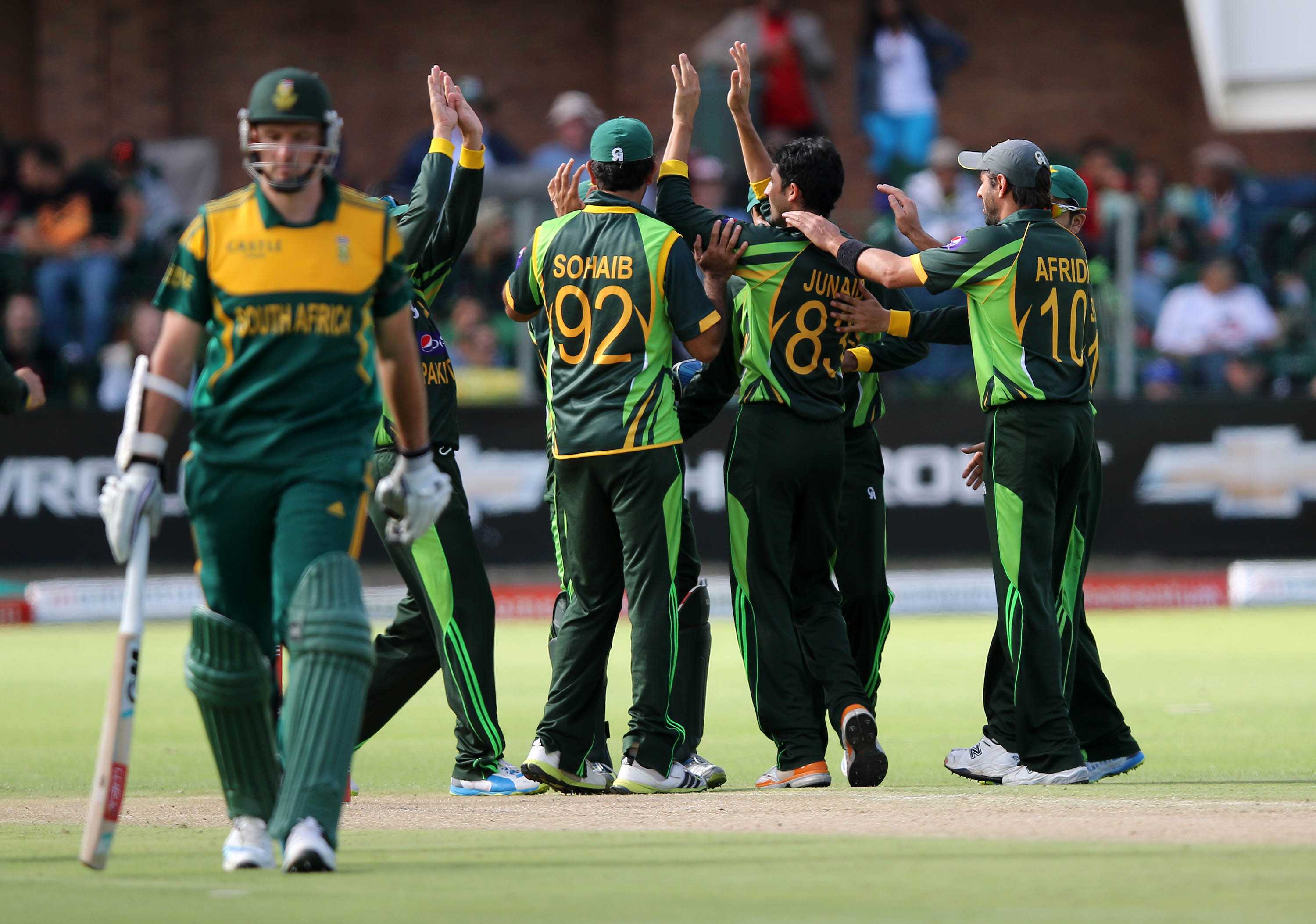 Pakistan beats South Africa by one run to secure first ever series win ...