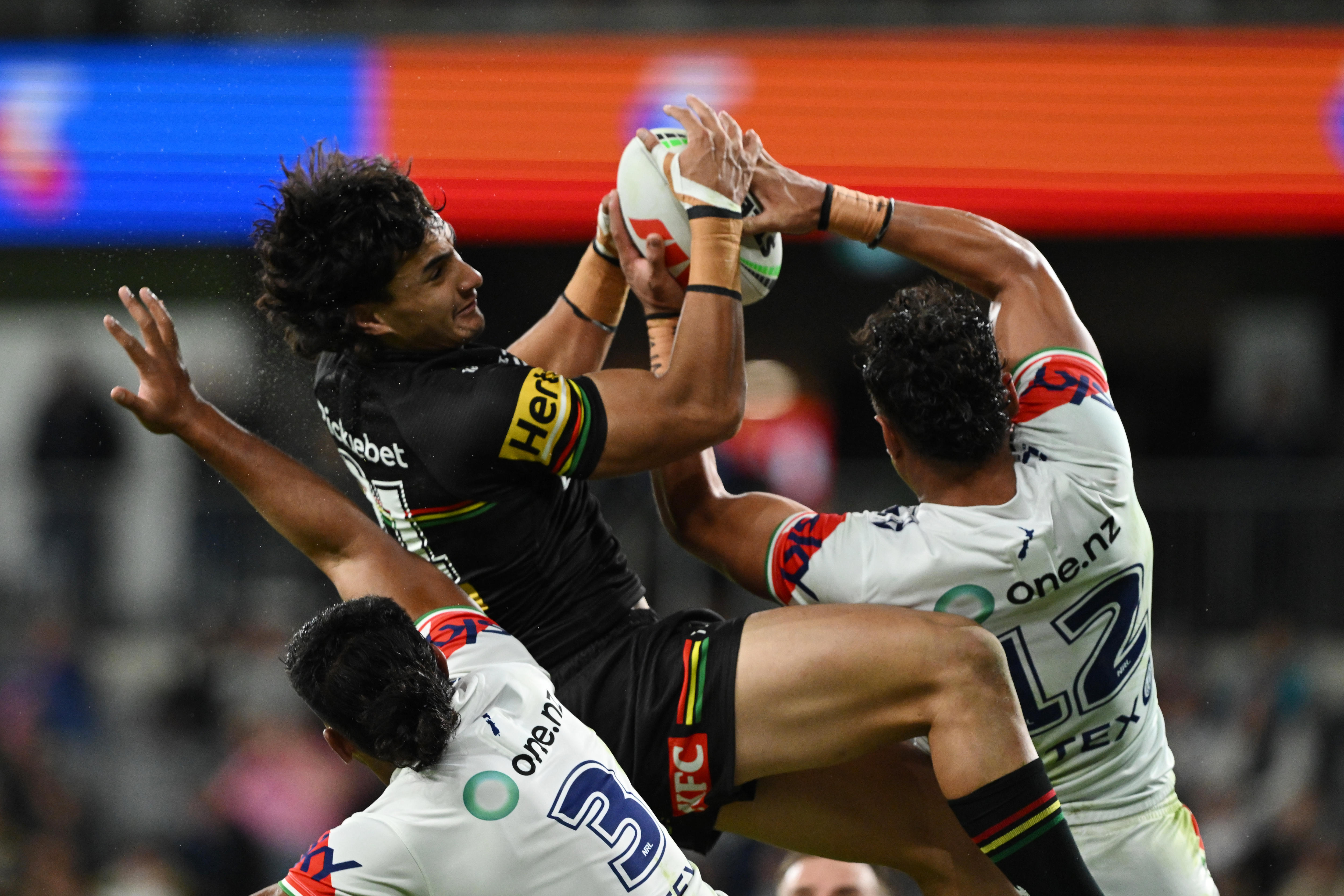 NRL live updates: St George Illawarra Dragons stun Brisbane Broncos ...