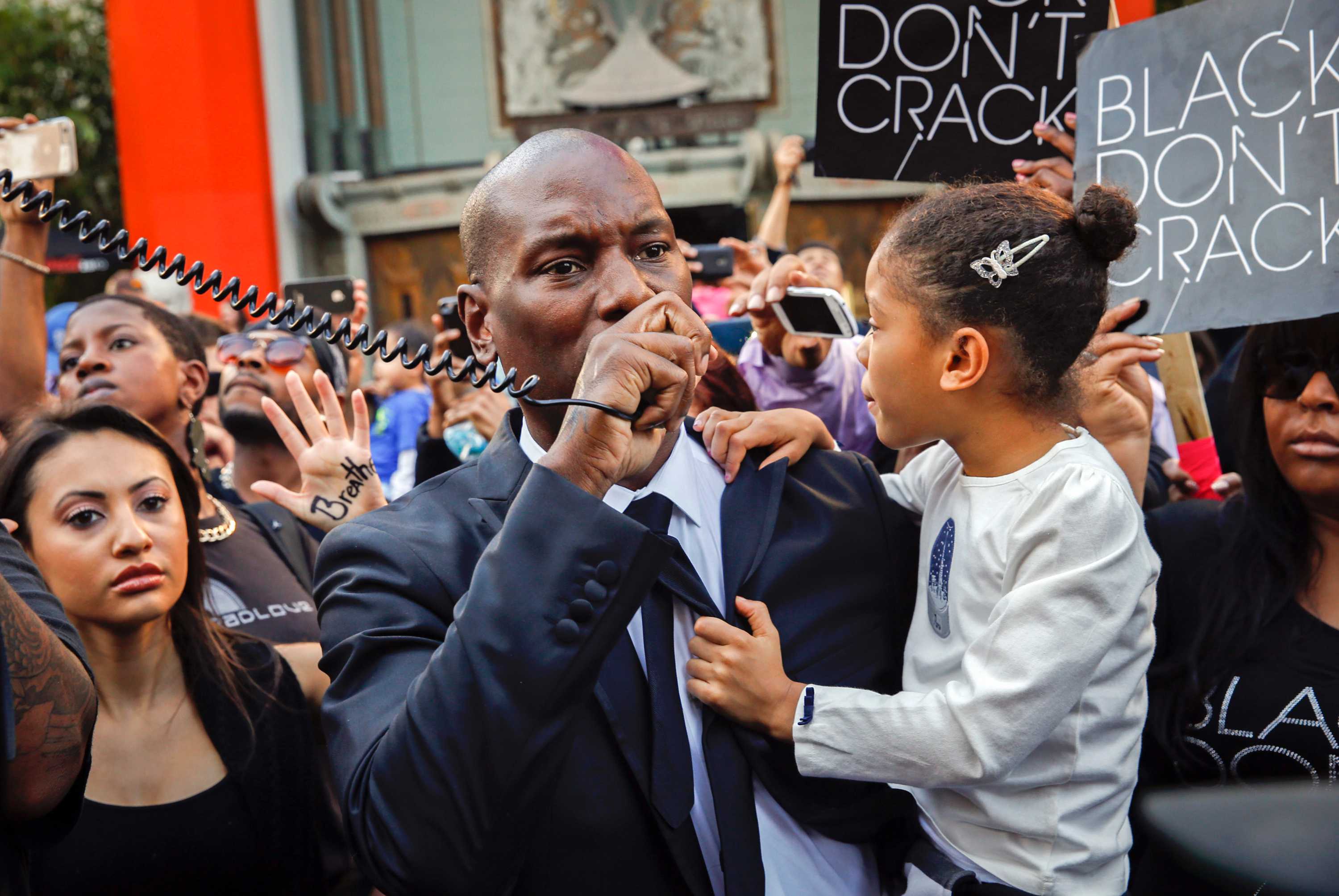 Celebrities join protests against police violence, tourists caught up ...