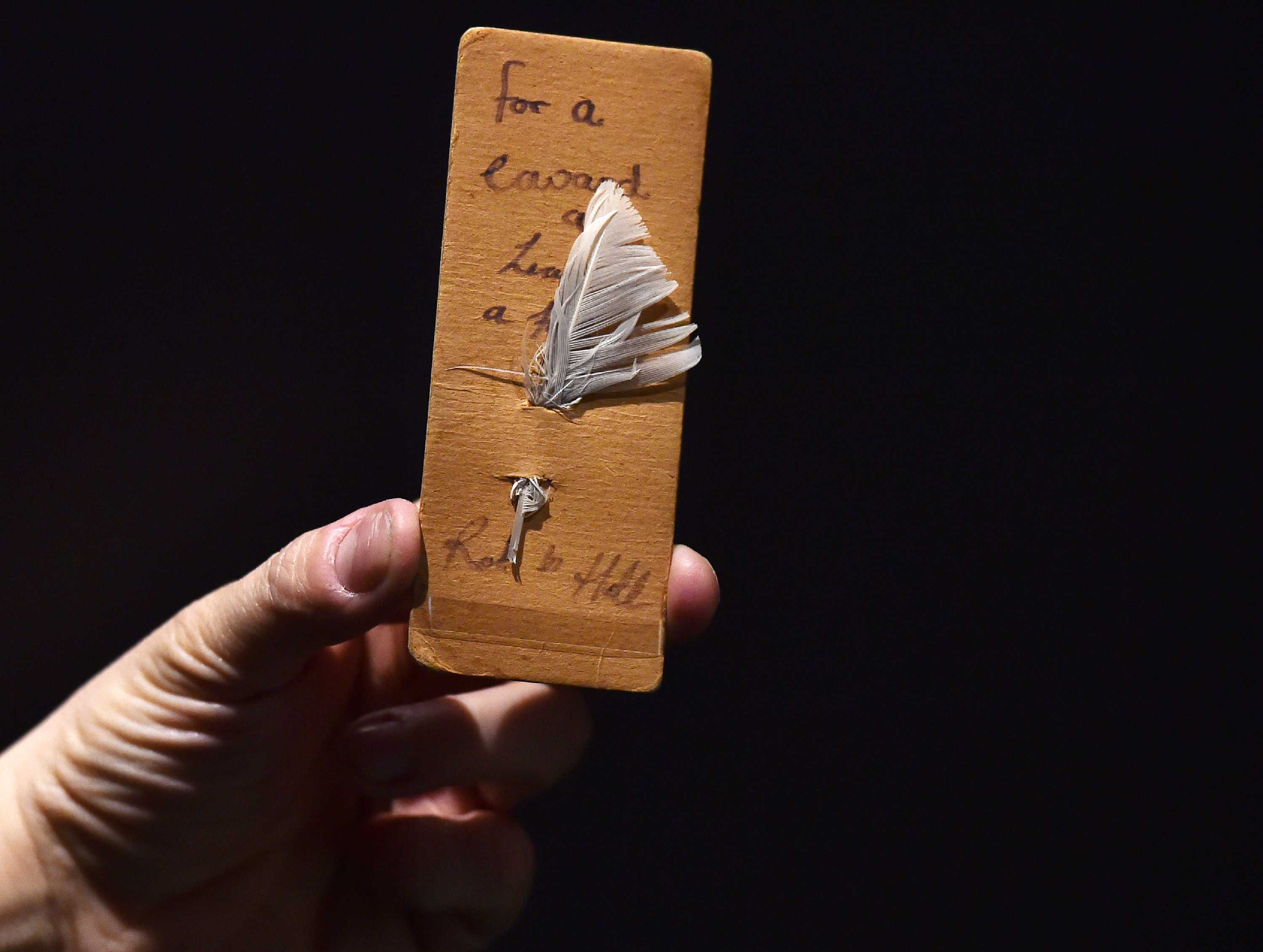 01 | Myths Of War — The white feather women and their unwelcome gifts ...