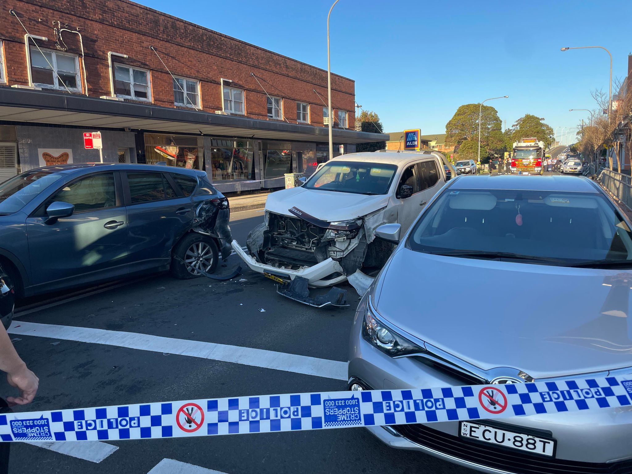 Wollongong police pursuit in Fairy Meadow ends as allegedly stolen ute ...
