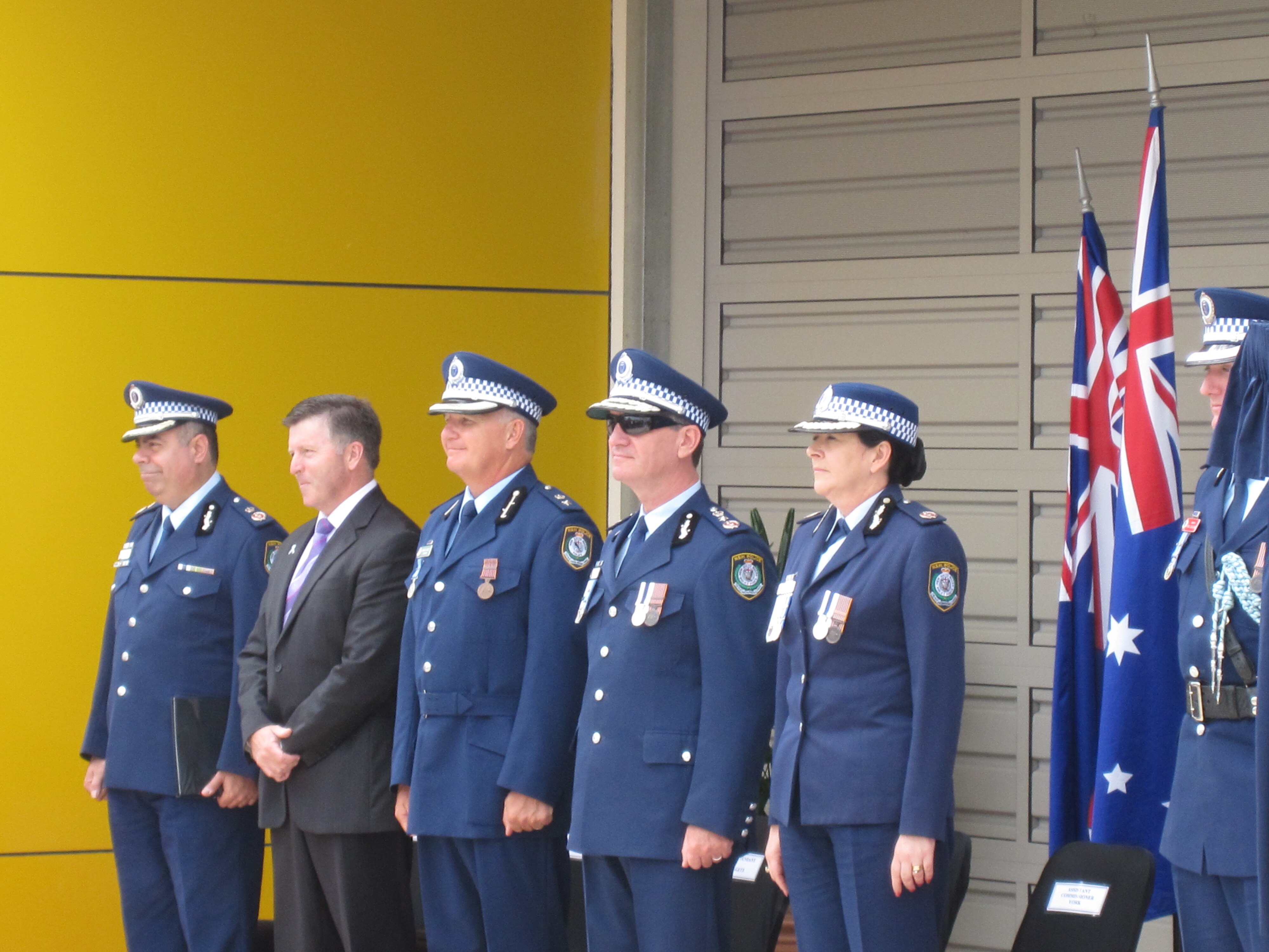 Raymond Terrace police station officially opened - ABC News