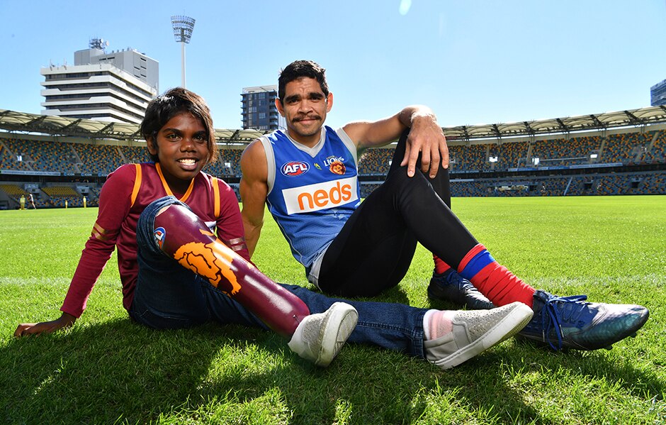 Young amputee Shericka Mahoney wearing first blade prosthetic wins gold ...