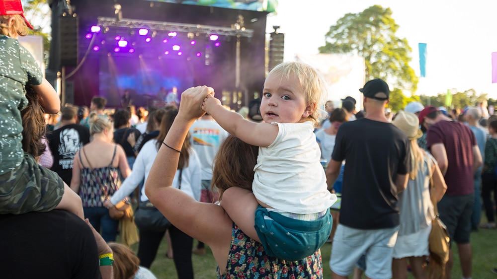 7 tips for surviving a music festival with kids - Double J