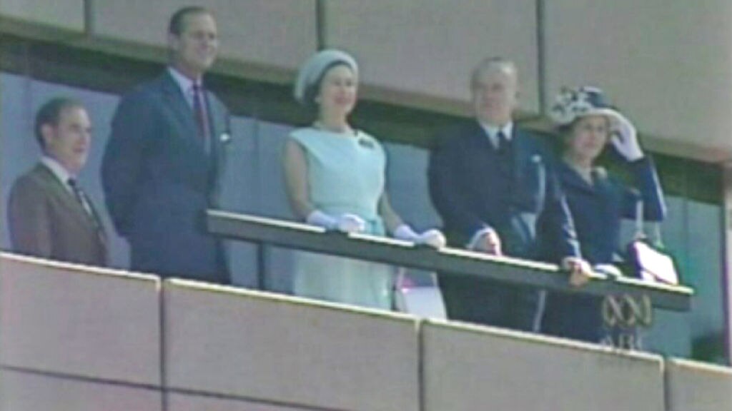 Archive footage of Queen Elizabeth II opening the Sydney Opera House in ...