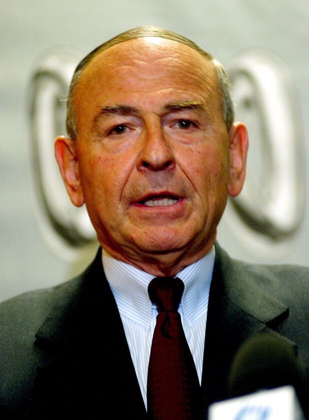 Ken Henry wants Australia's media to do a better job - ABC News