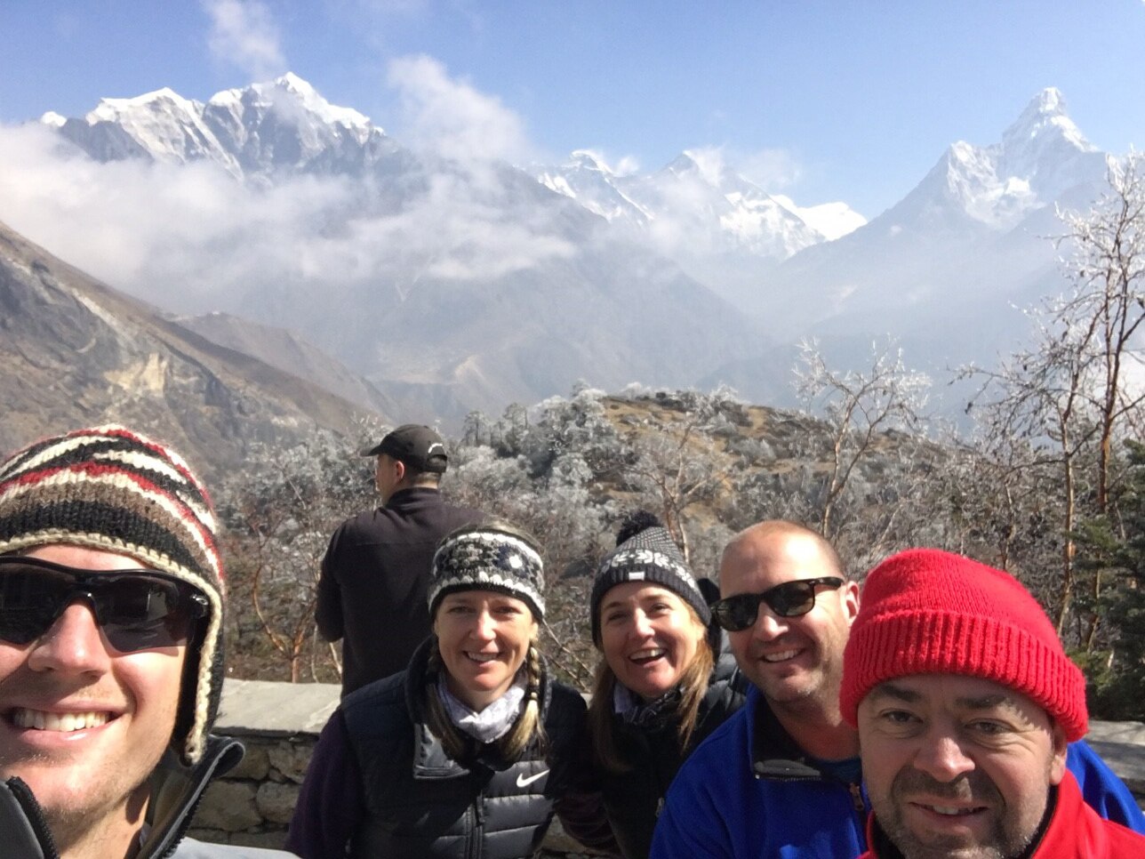Mount Everest death of Matthew Jones inspires his tour guide to return ...