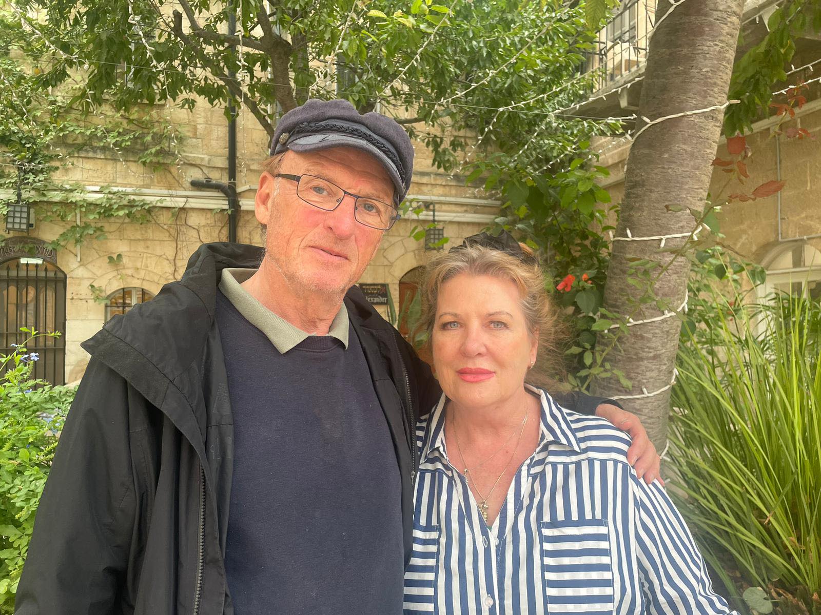 Geraldton residents stuck in Israel - ABC listen