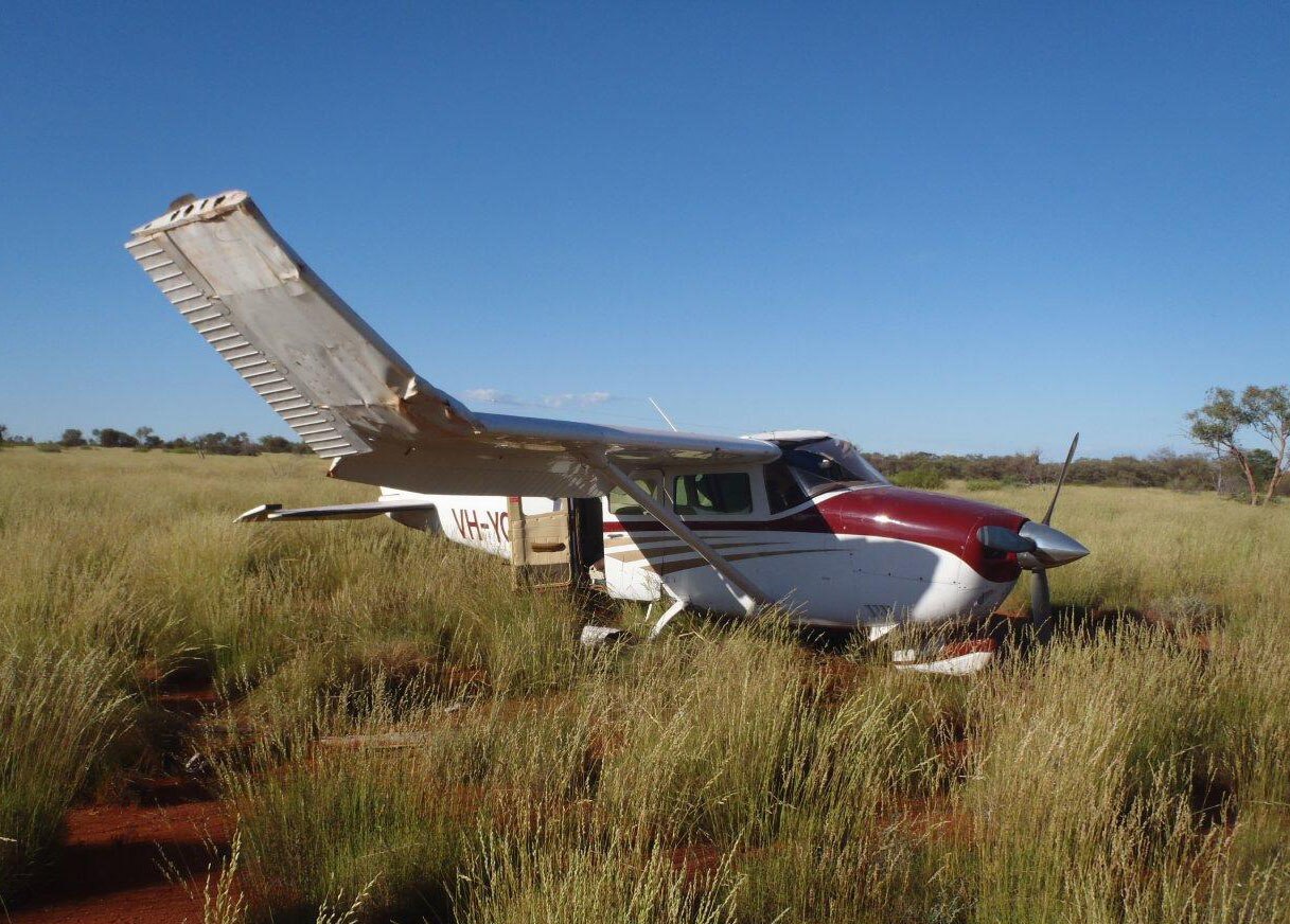Light plane crashes at Newman but pilot walks away unscathed - ABC News