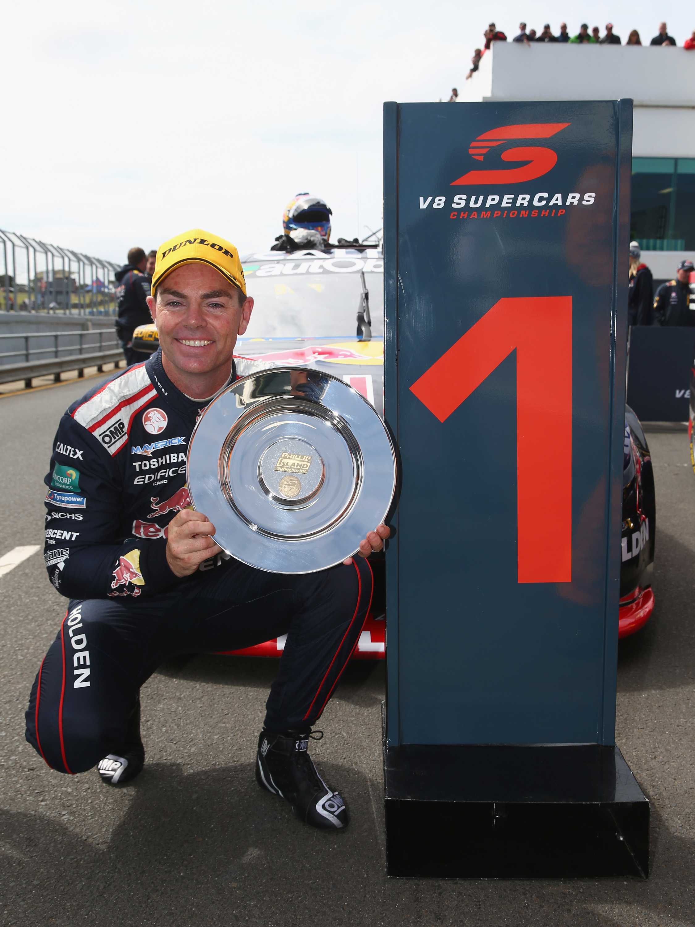 Craig Lowndes wins V8 Supercars race 31 on Phillip Island in Red Bull ...