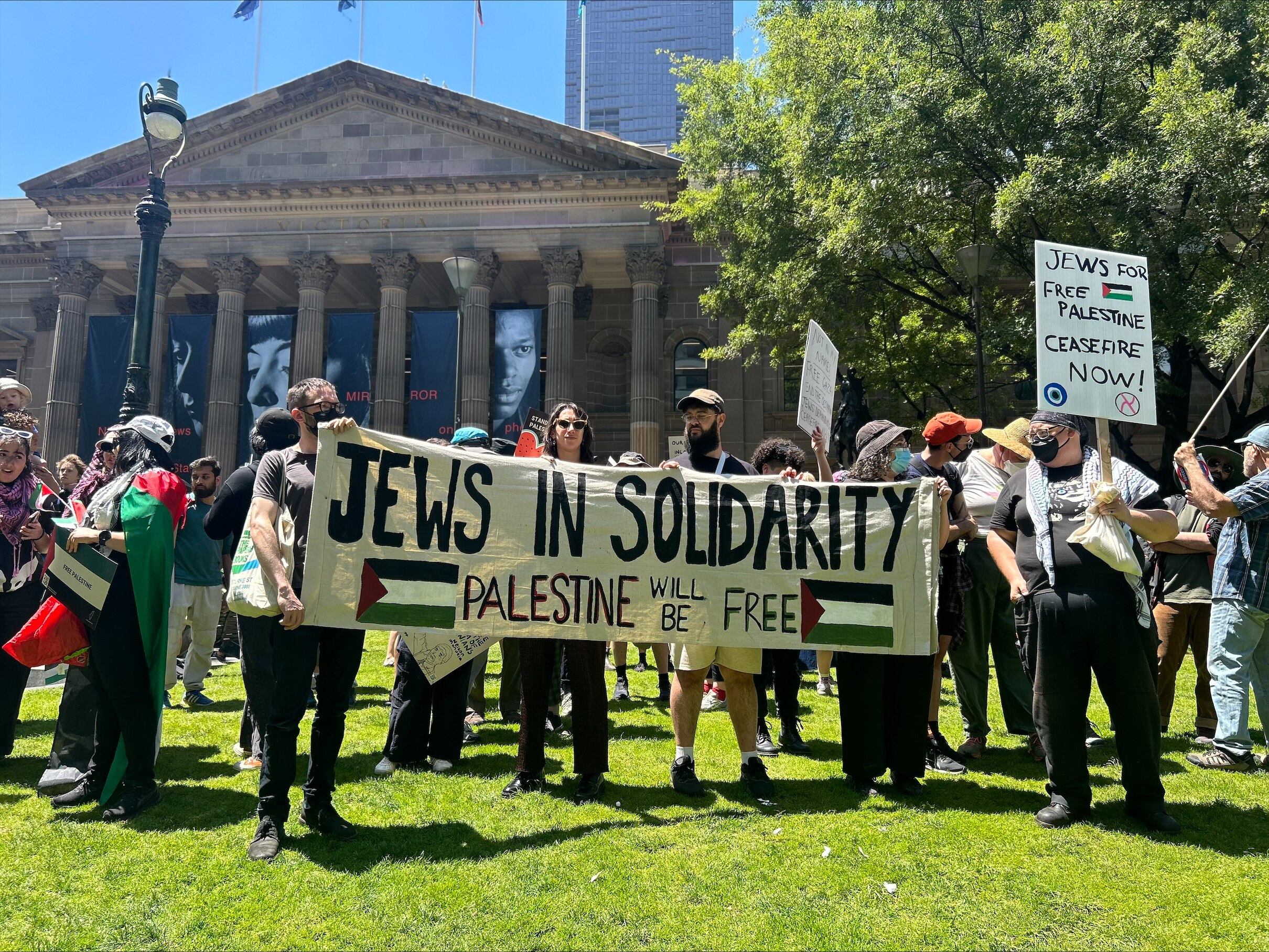 Tens of thousands call for Gaza ceasefire at Australian rallies ...