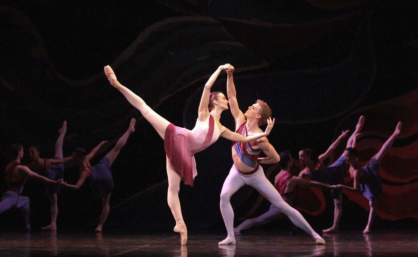 Live entertainment bigger than footy - ABC News