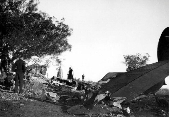 New questions raised over Canberra air disaster - ABC News