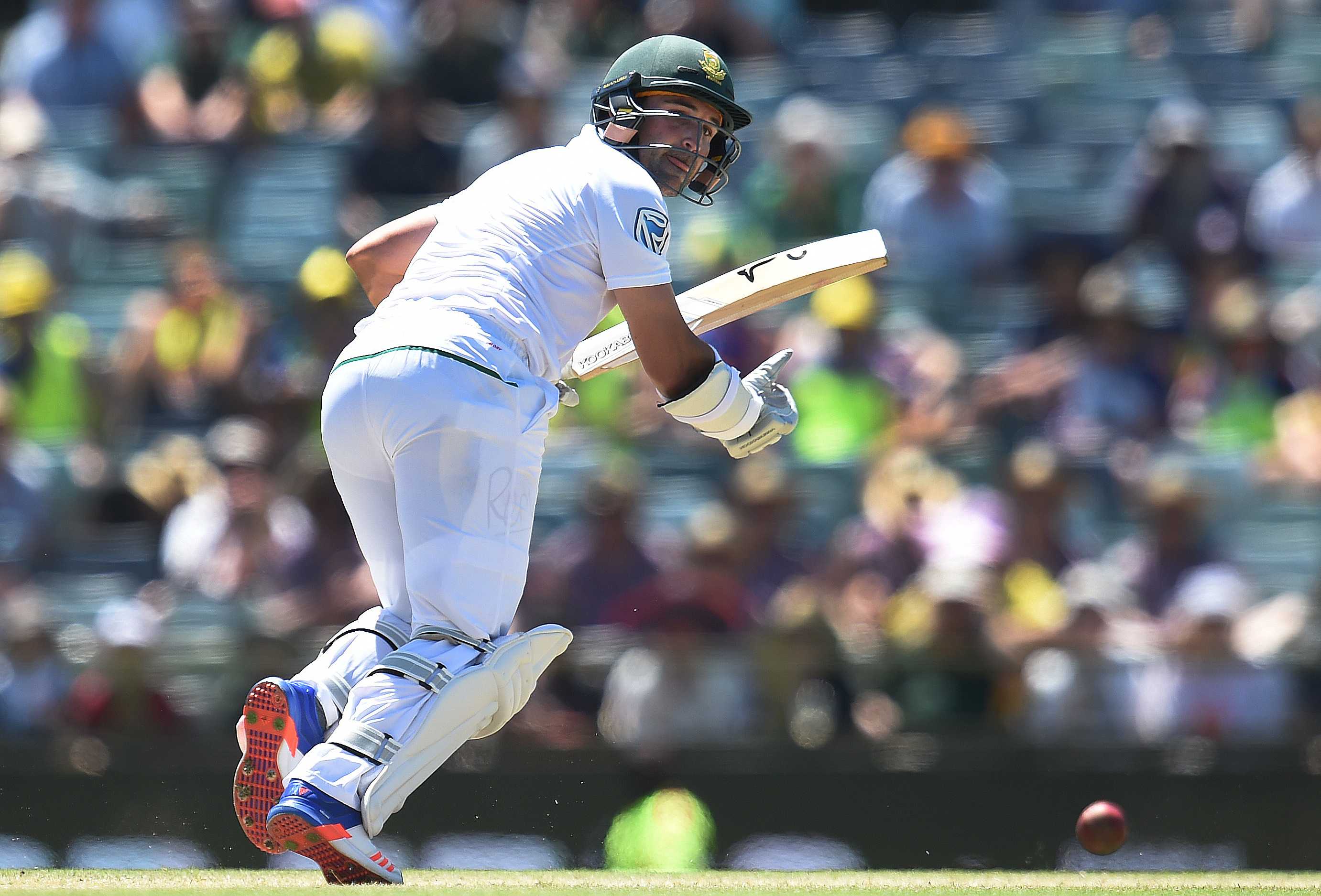 Australia v South Africa: Dean Elgar defends reverse swing tactics at ...