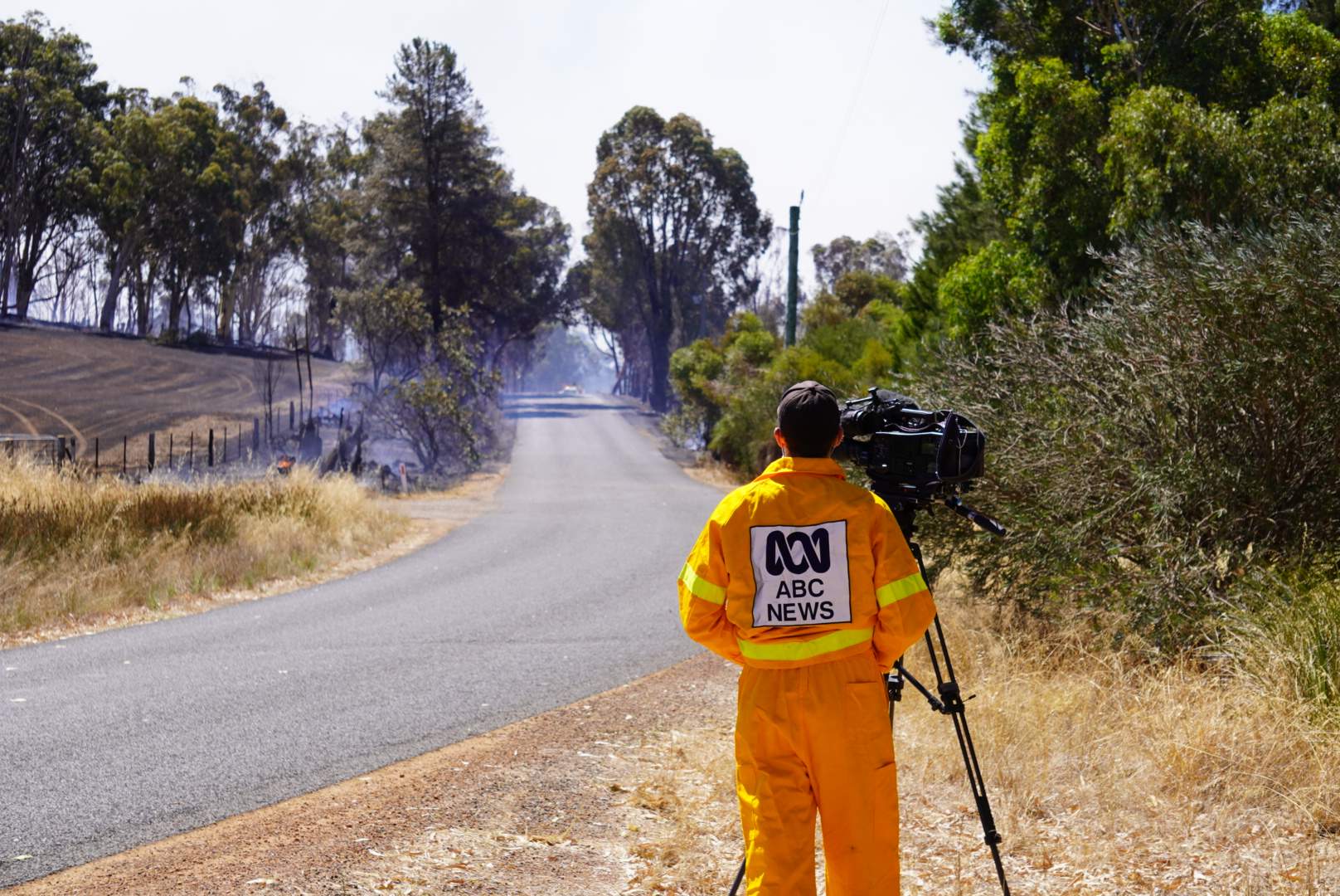 Four days reporting on the devastating Perth Hills bushfire - ABC News