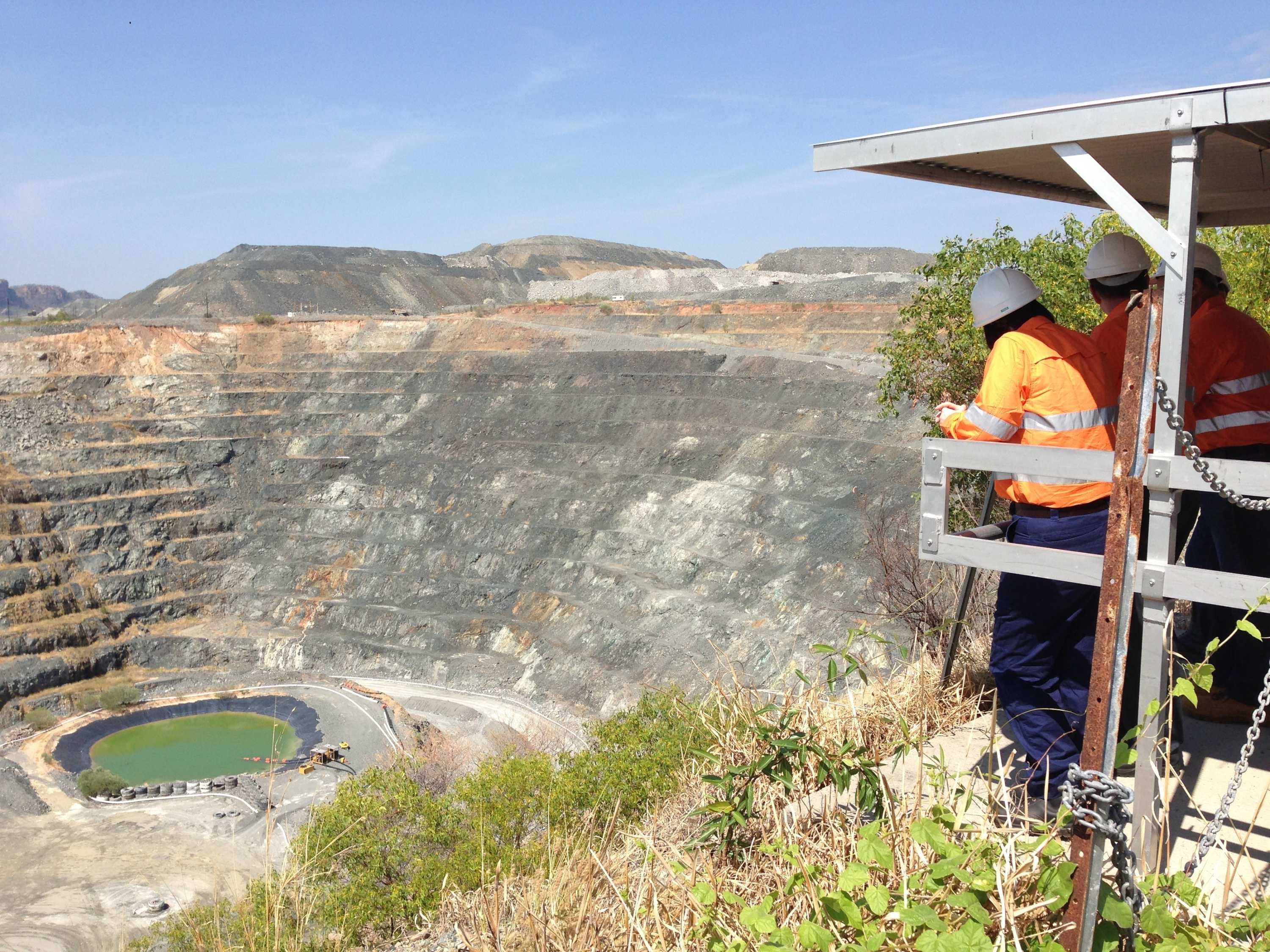 Greens call for end of Ranger uranium mine operations after slurry ...