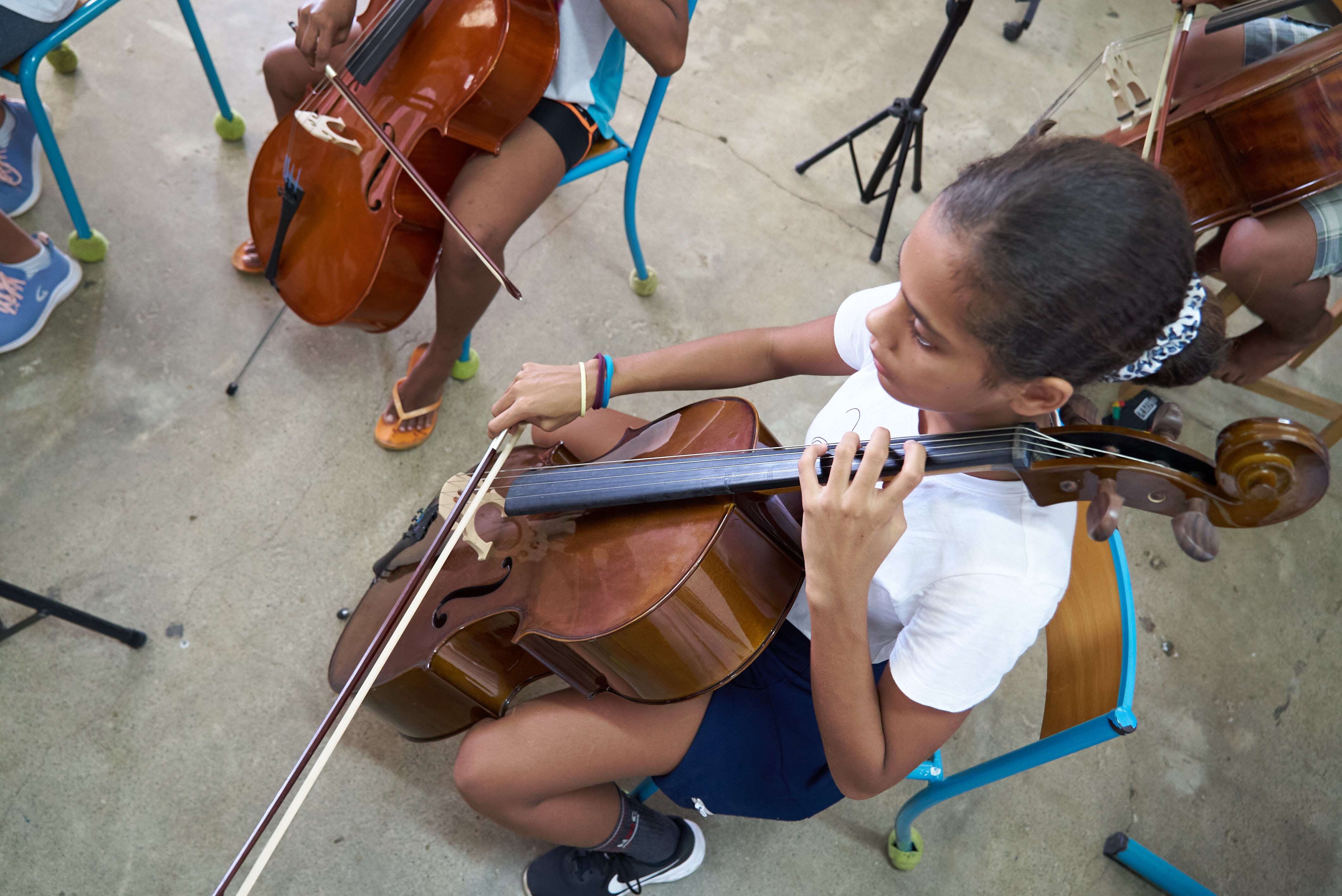 Ensemble Nabanga impresses Australian audiences with traditional ...