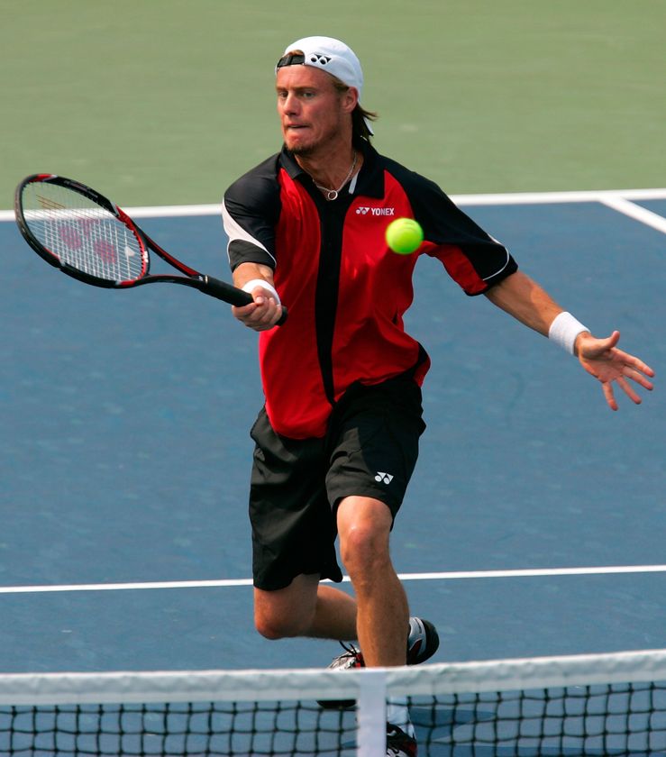 Hewitt continues Cincinnati charge - ABC News