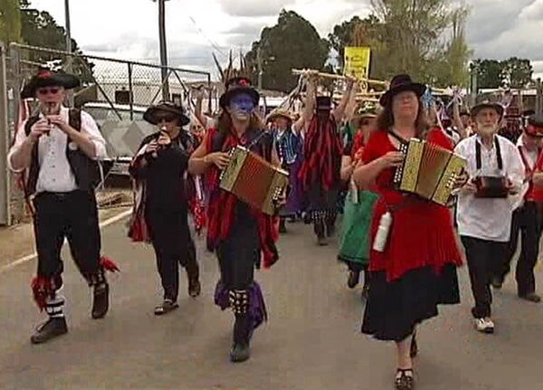 National Folk festival kicks off - ABC News