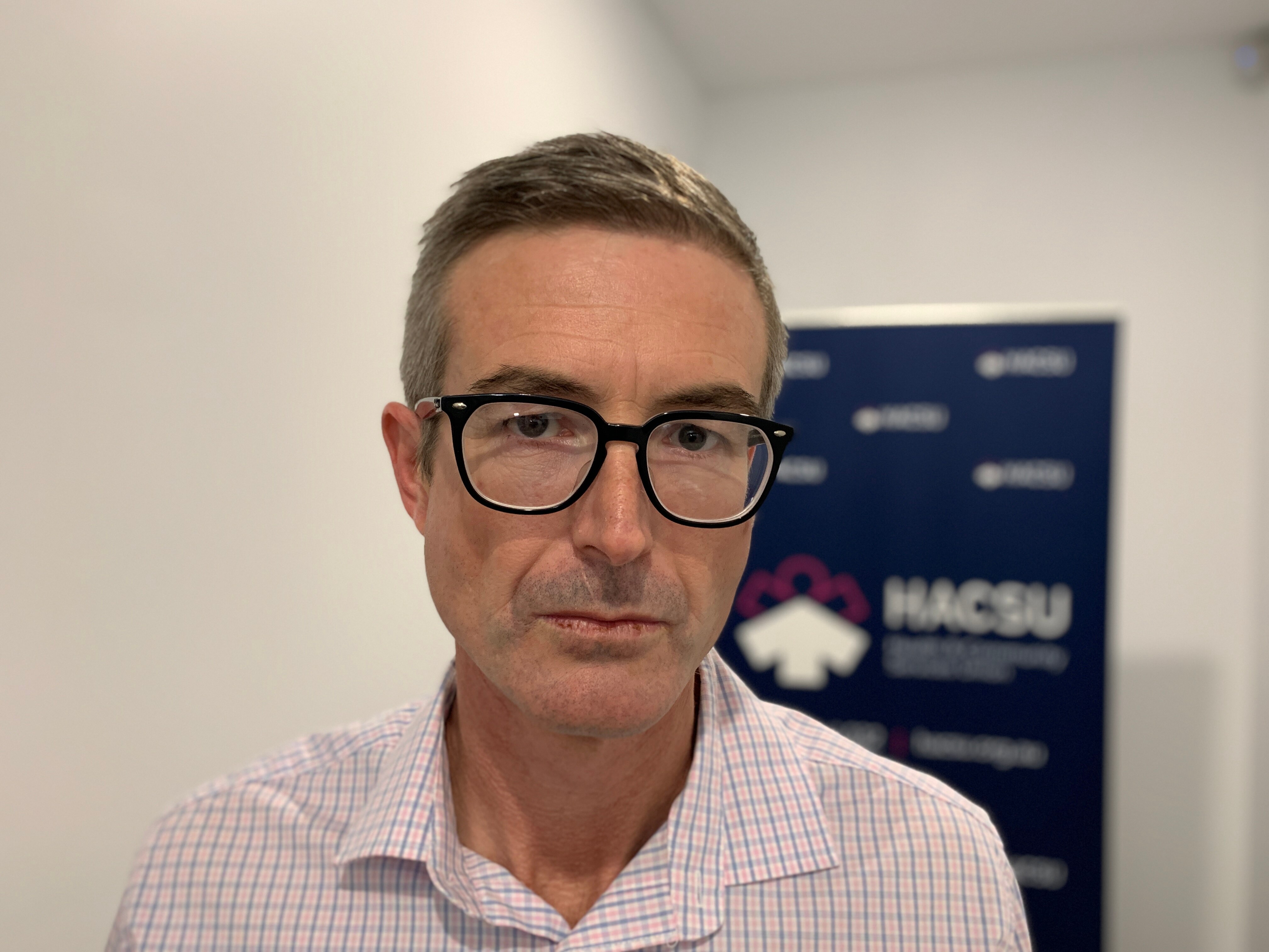 New pay deal struck for Tasmanian nurses and other health workers, amid hundreds of job ...