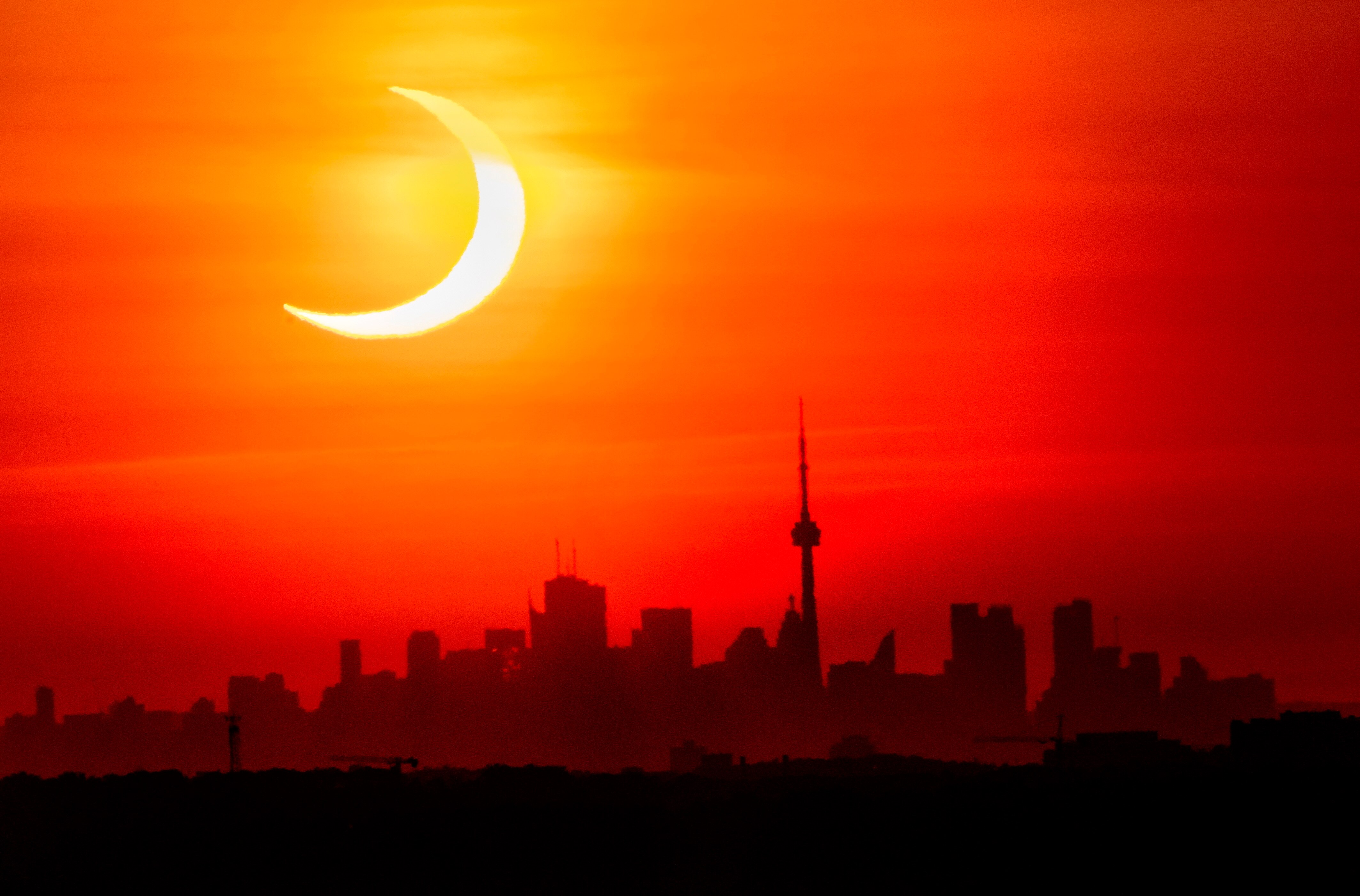 Annular 'ring of fire' solar eclipse spotted in the Northern Hemisphere ...