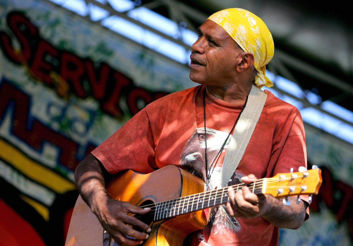 Twenty-five singer-songwriters from 25 years of The Music Show - ABC listen